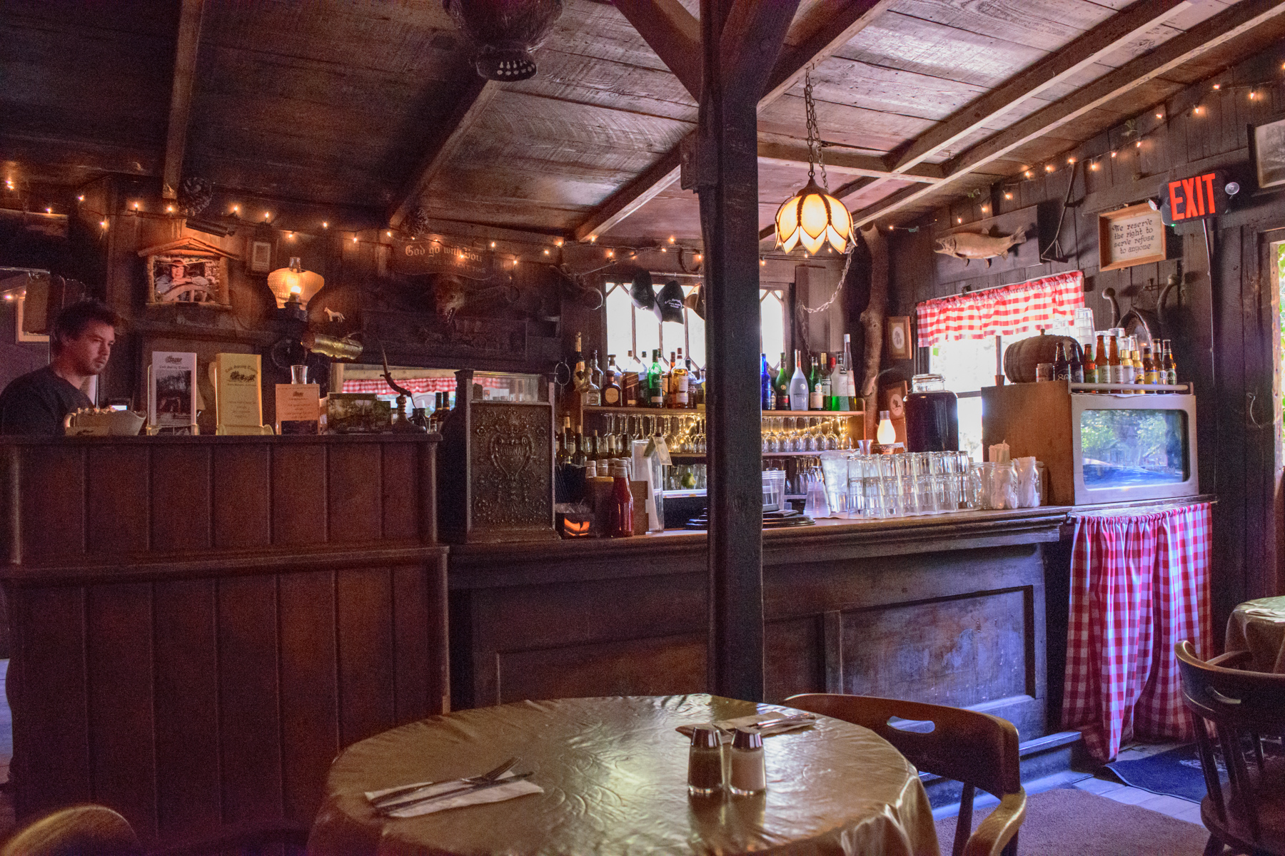 Springs Tavern And Grill Photos at Sima Malbrough blog