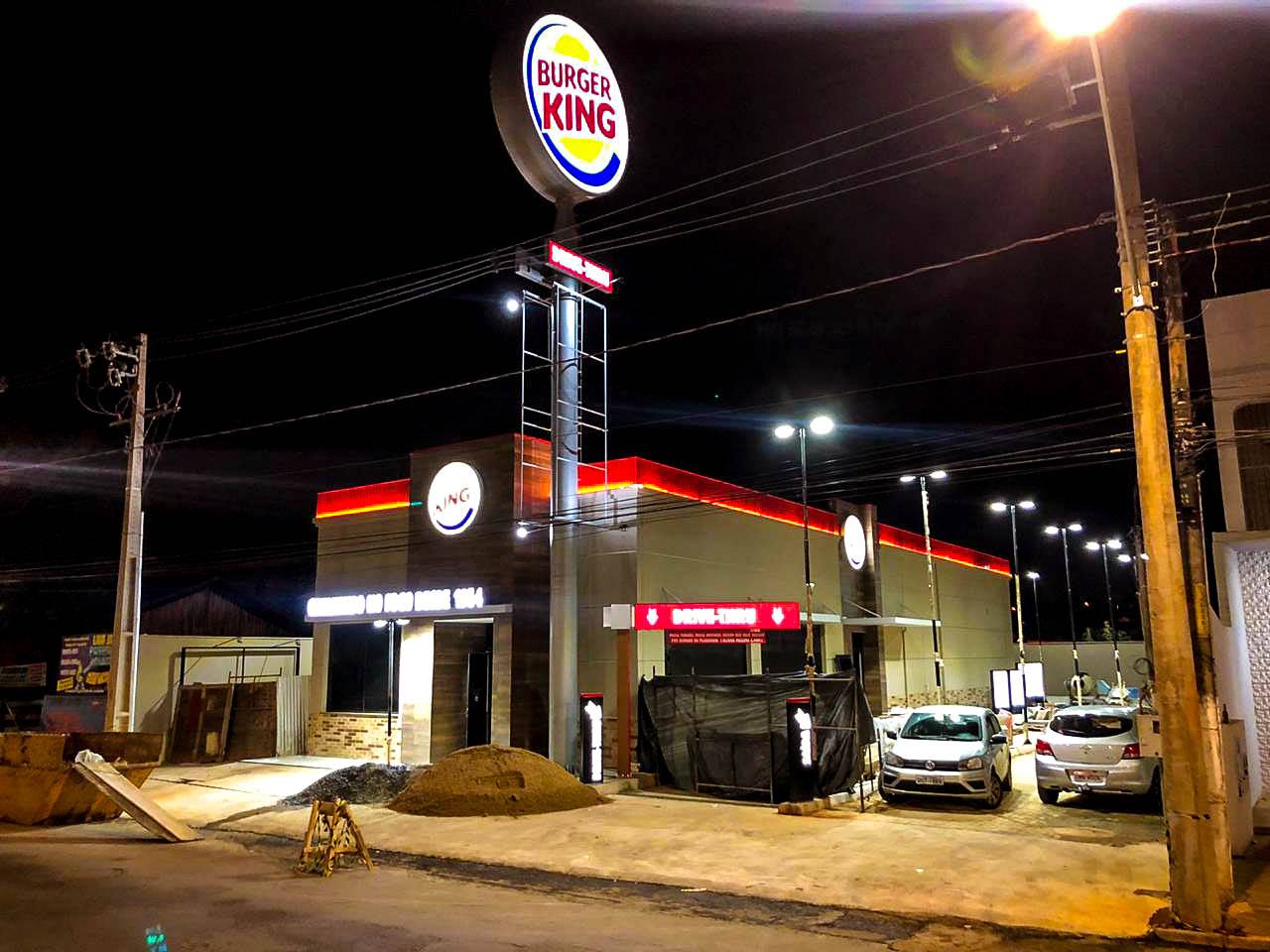 Burger King (BK) - Drive-thru - Luziânia | drive-in / drive-through ...