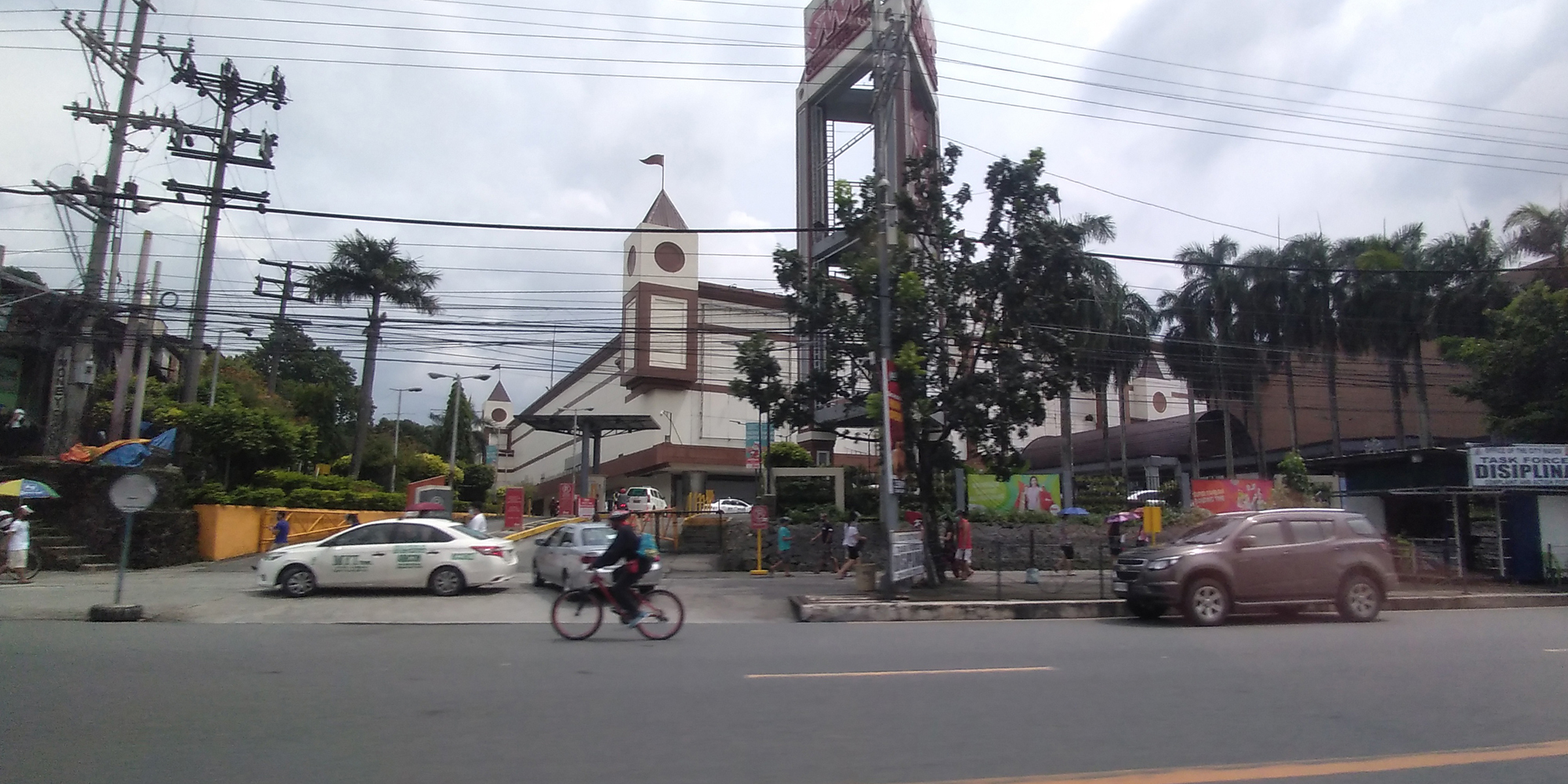 Ever Gotesco Commonwealth - Quezon City