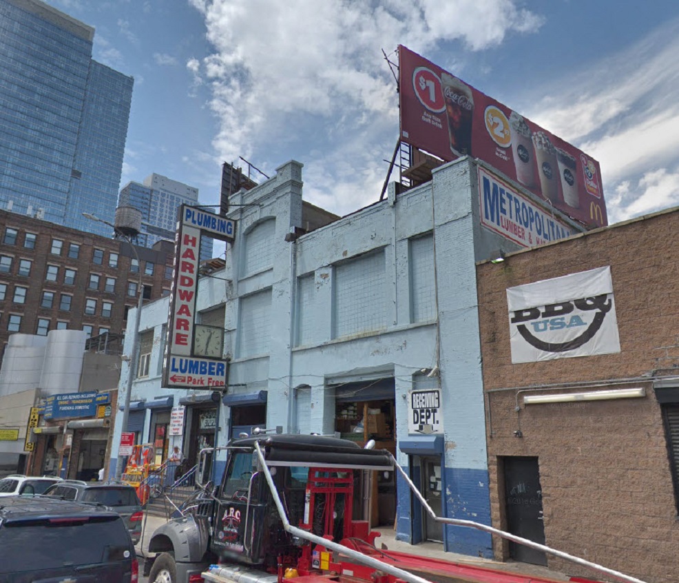 Metropolitan Lumber & Hardware