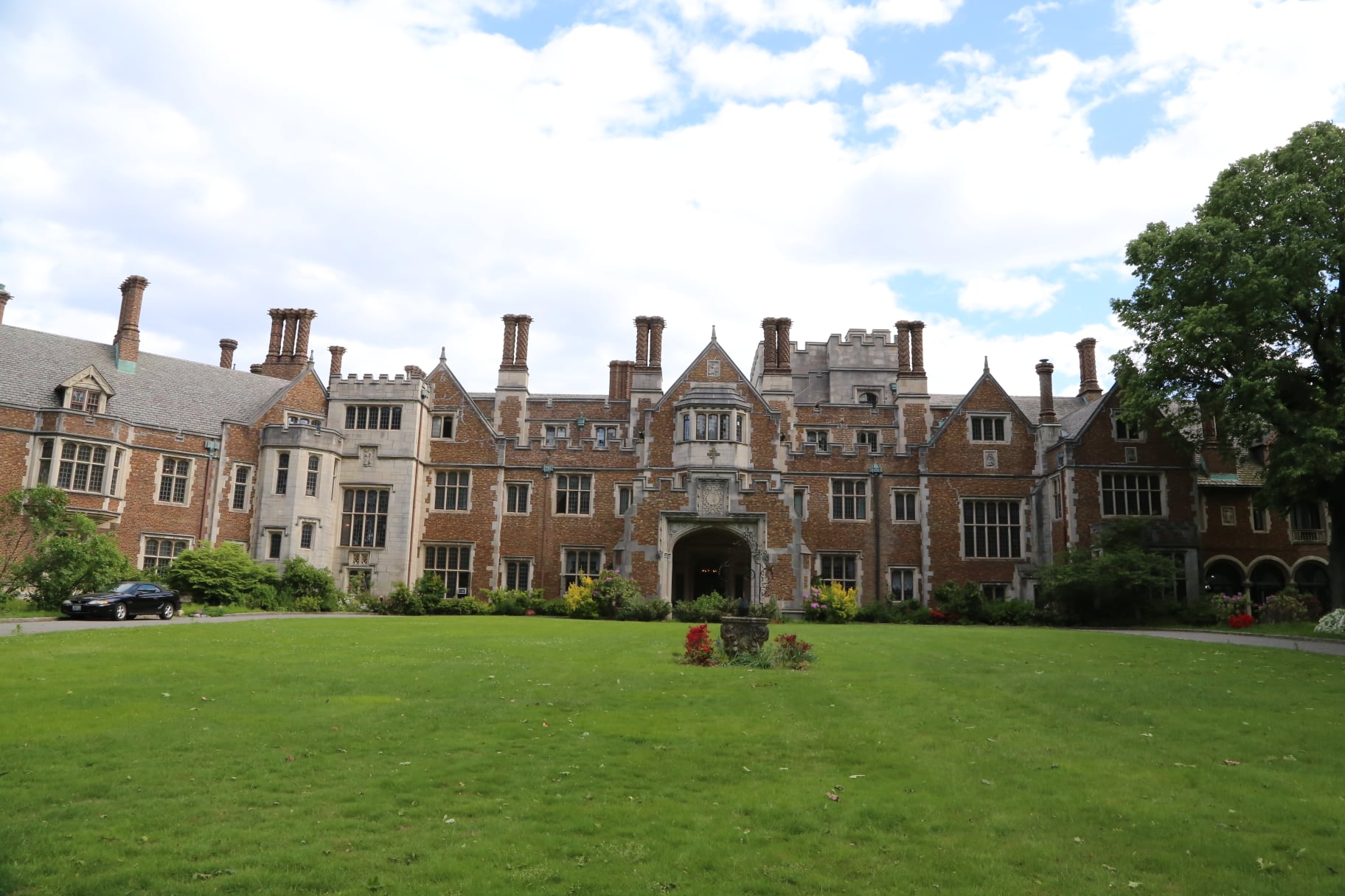 "Inisfada" - North Hills, New York