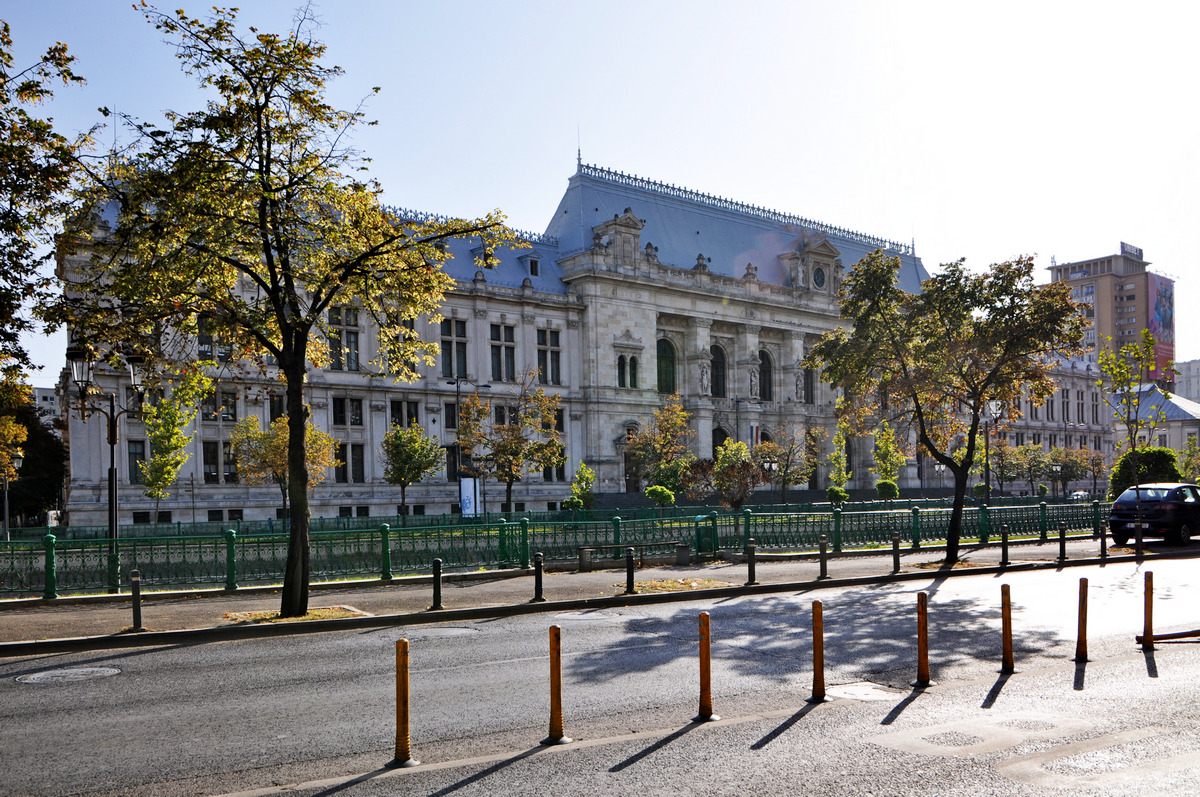 Palatul Justitiei (CURTEA DE APEL BUCURESTI) - Bucharest