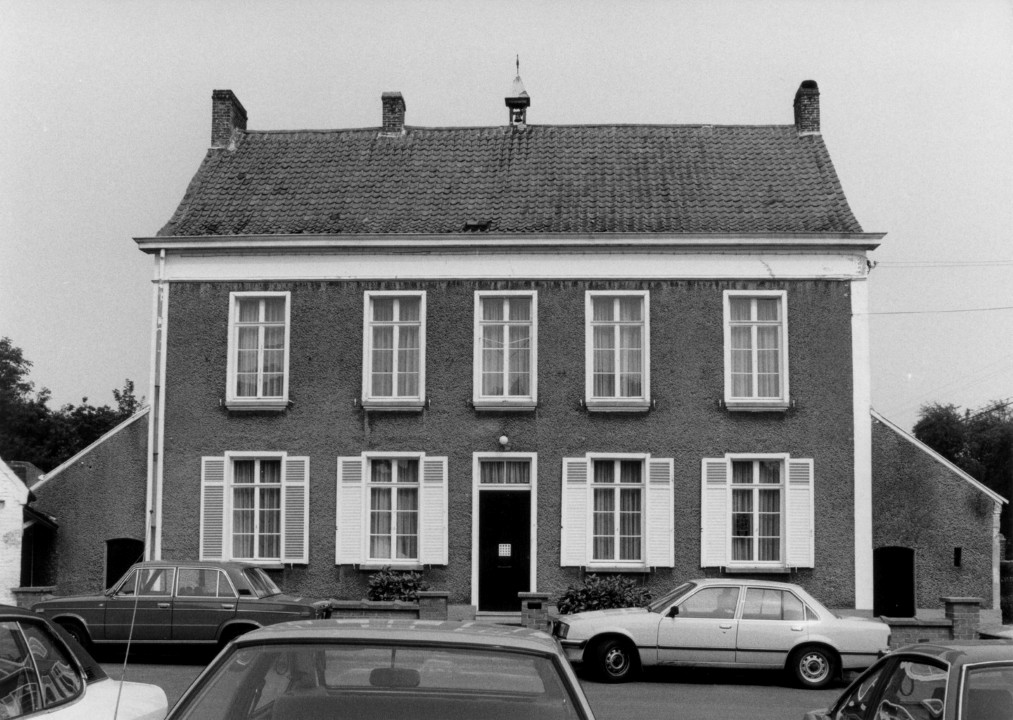 Pastorie van de Sint-Annaparochie - Bottelare