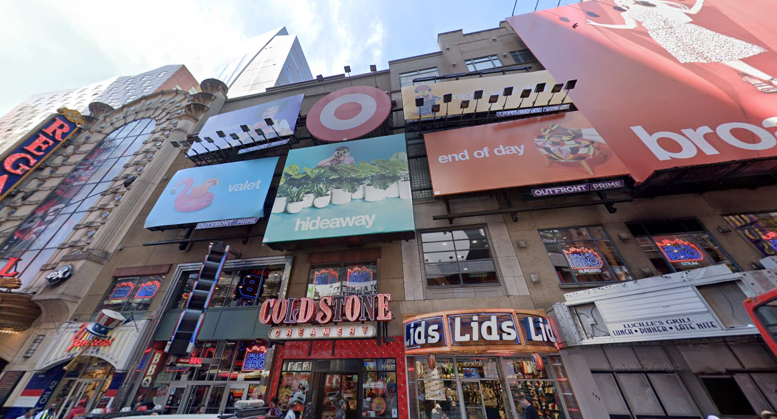 Regal Cinemas E-Walk