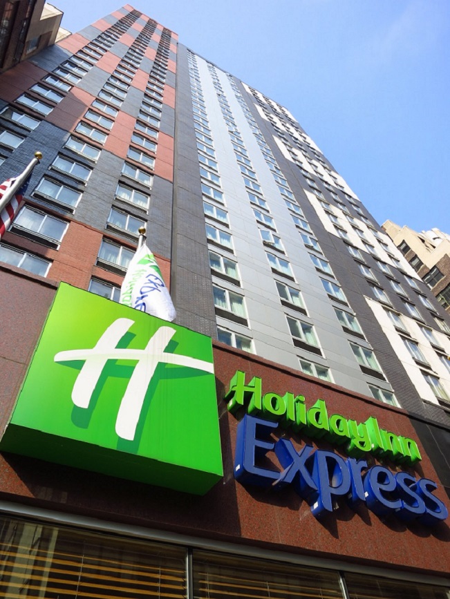 Candlewood Suites - Hampton Inn - Holiday Inn Express | hotel, skyscraper