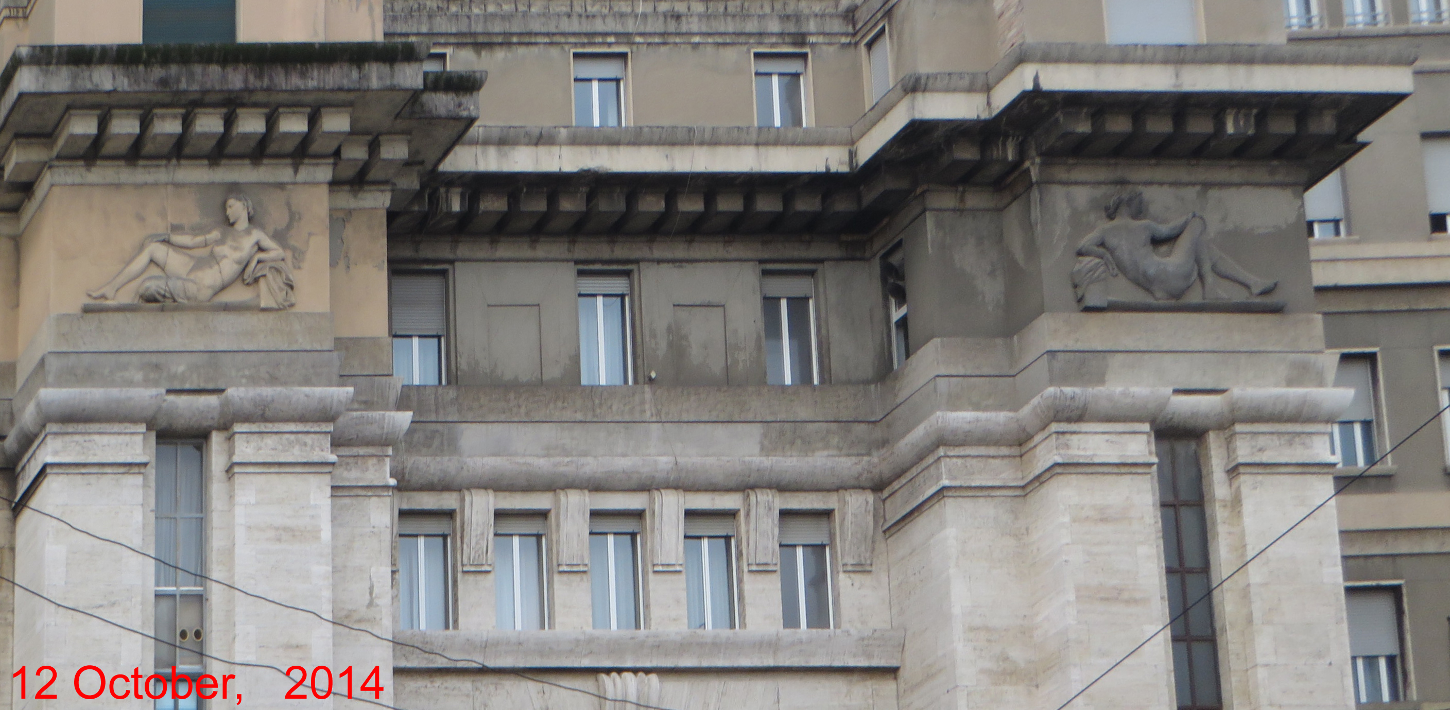 Galleria del Corso - Milan | store / shop, art museum / art gallery