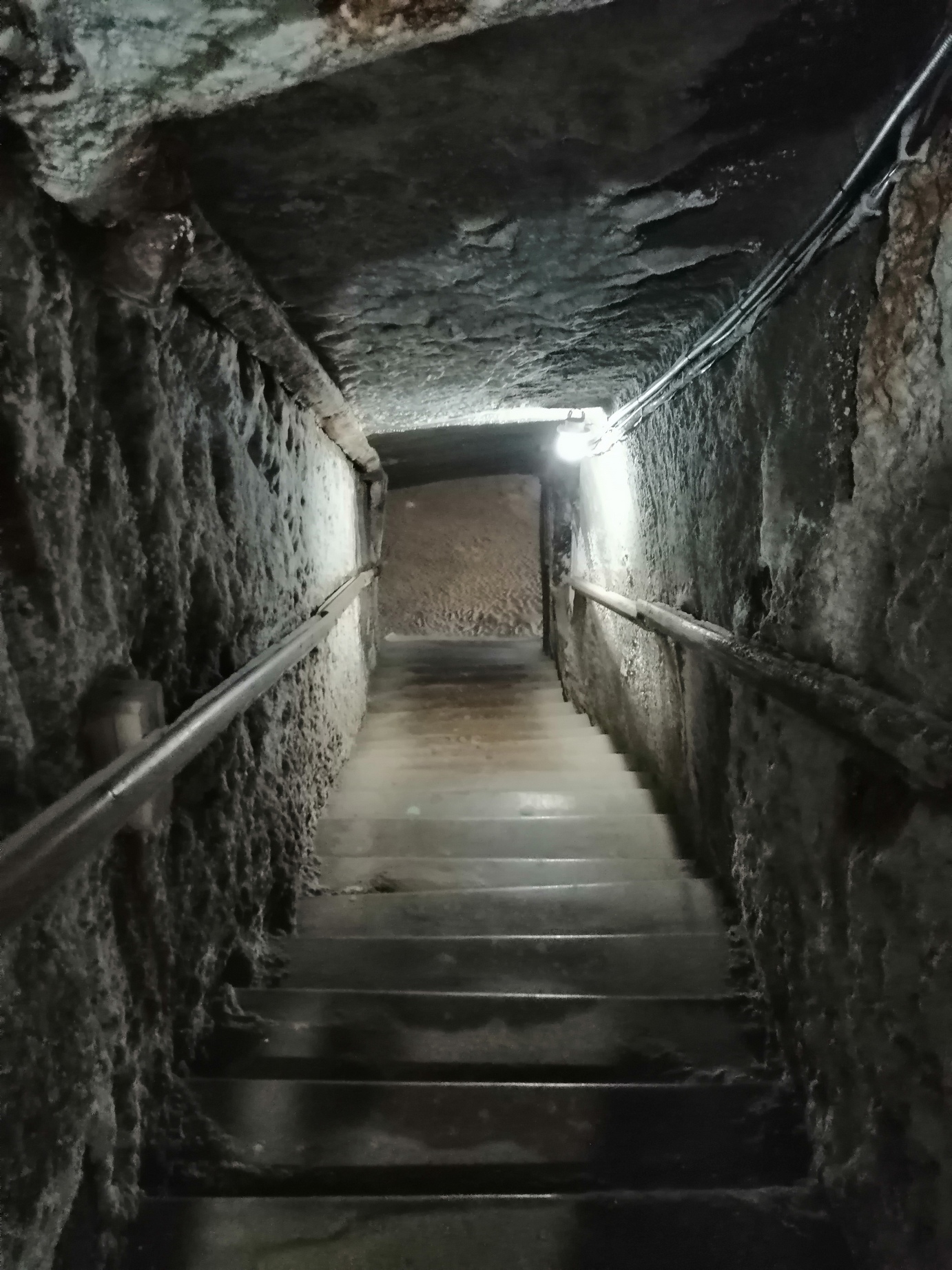 Mina Veche Cacica - Cacica