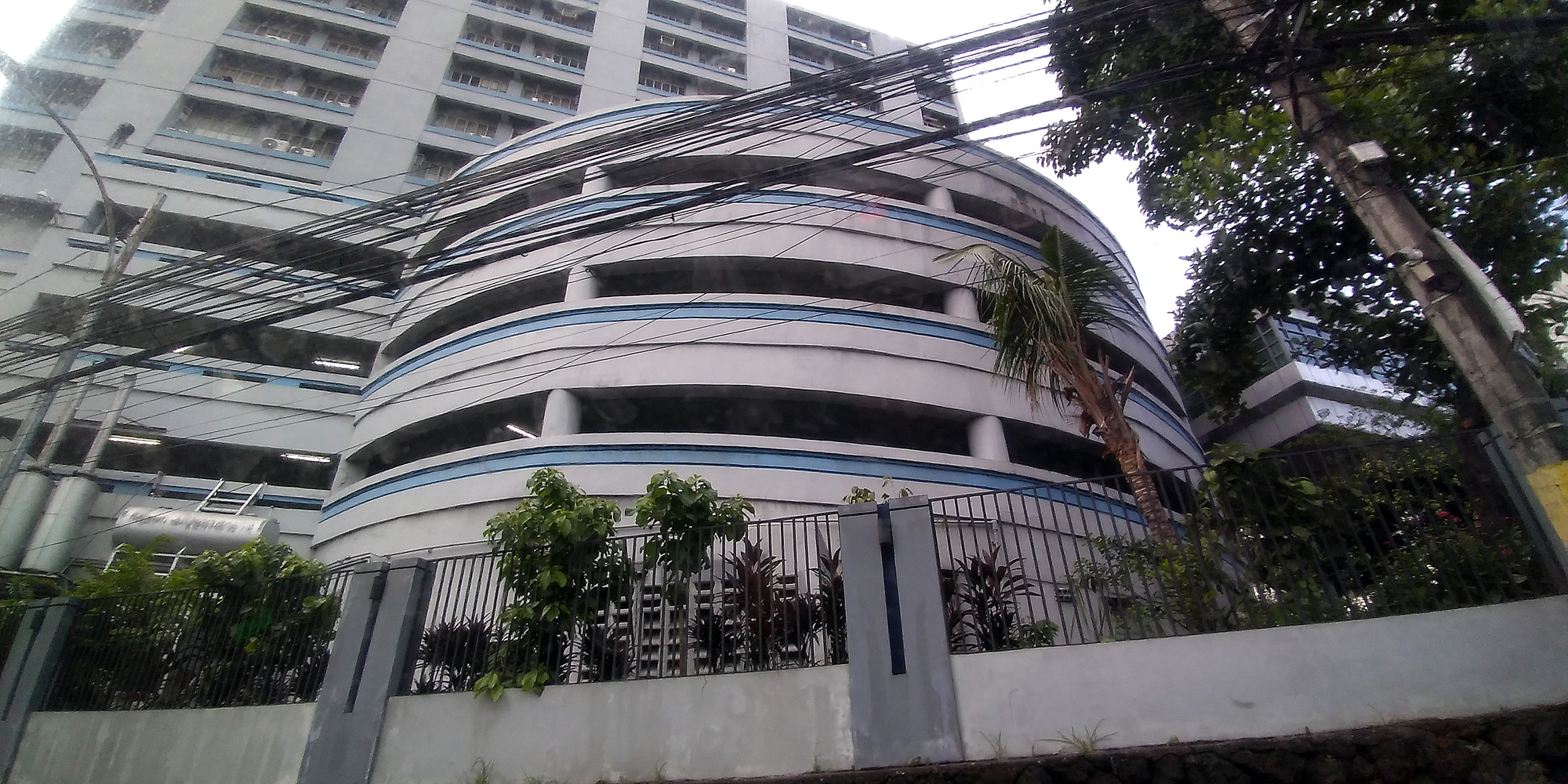 Cathedral Heights Building Complex - Quezon City