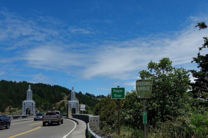 Isaac Lee Patterson Memorial Bridge