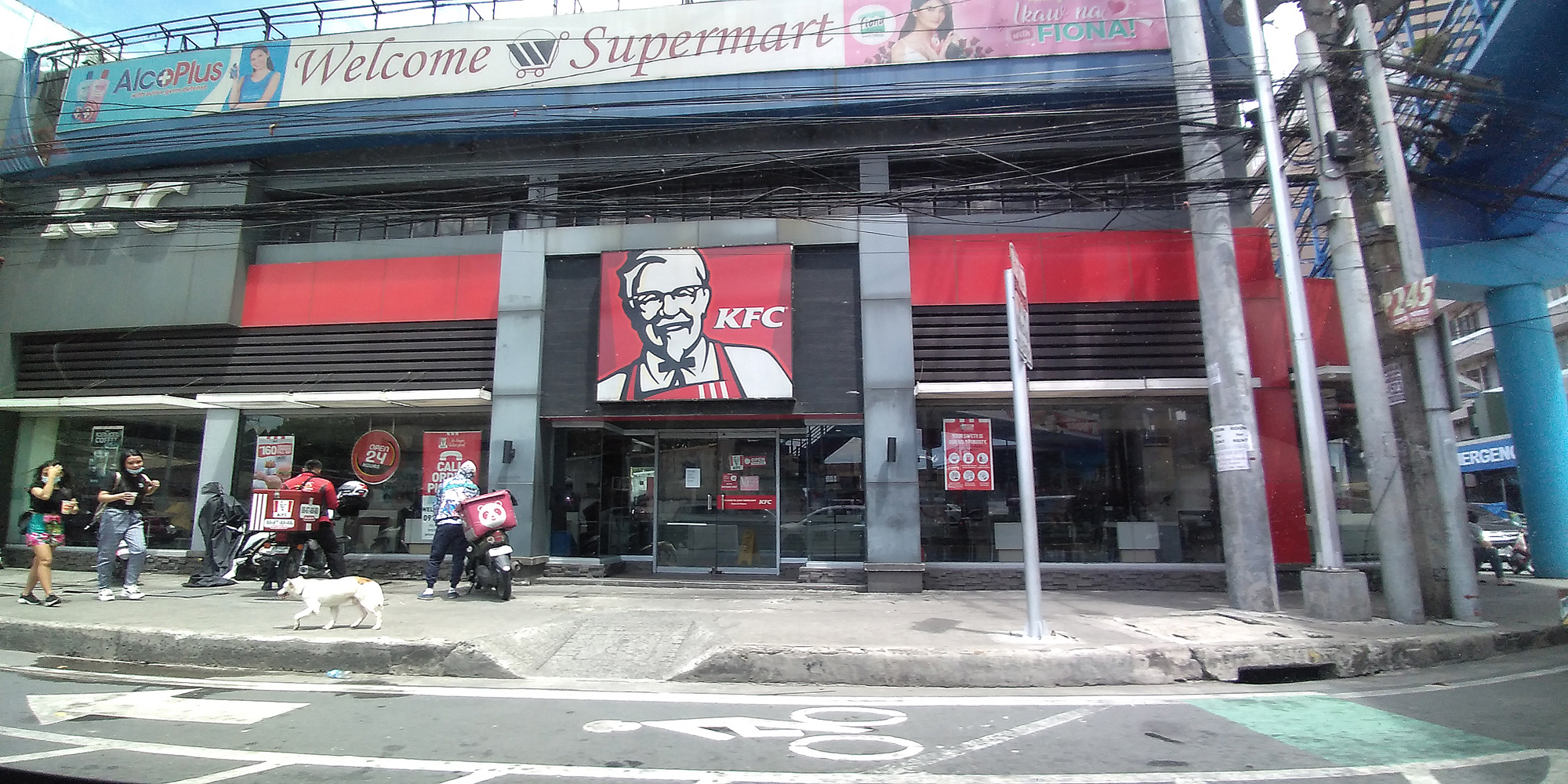 KFC - Welcome Rotonda Branch - Quezon City
