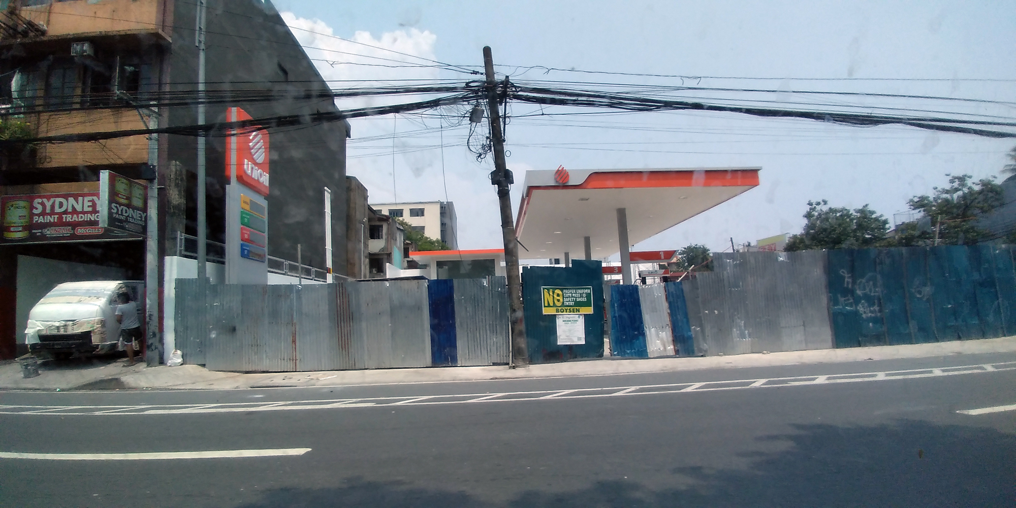 UniOil Gas Station - Quezon City