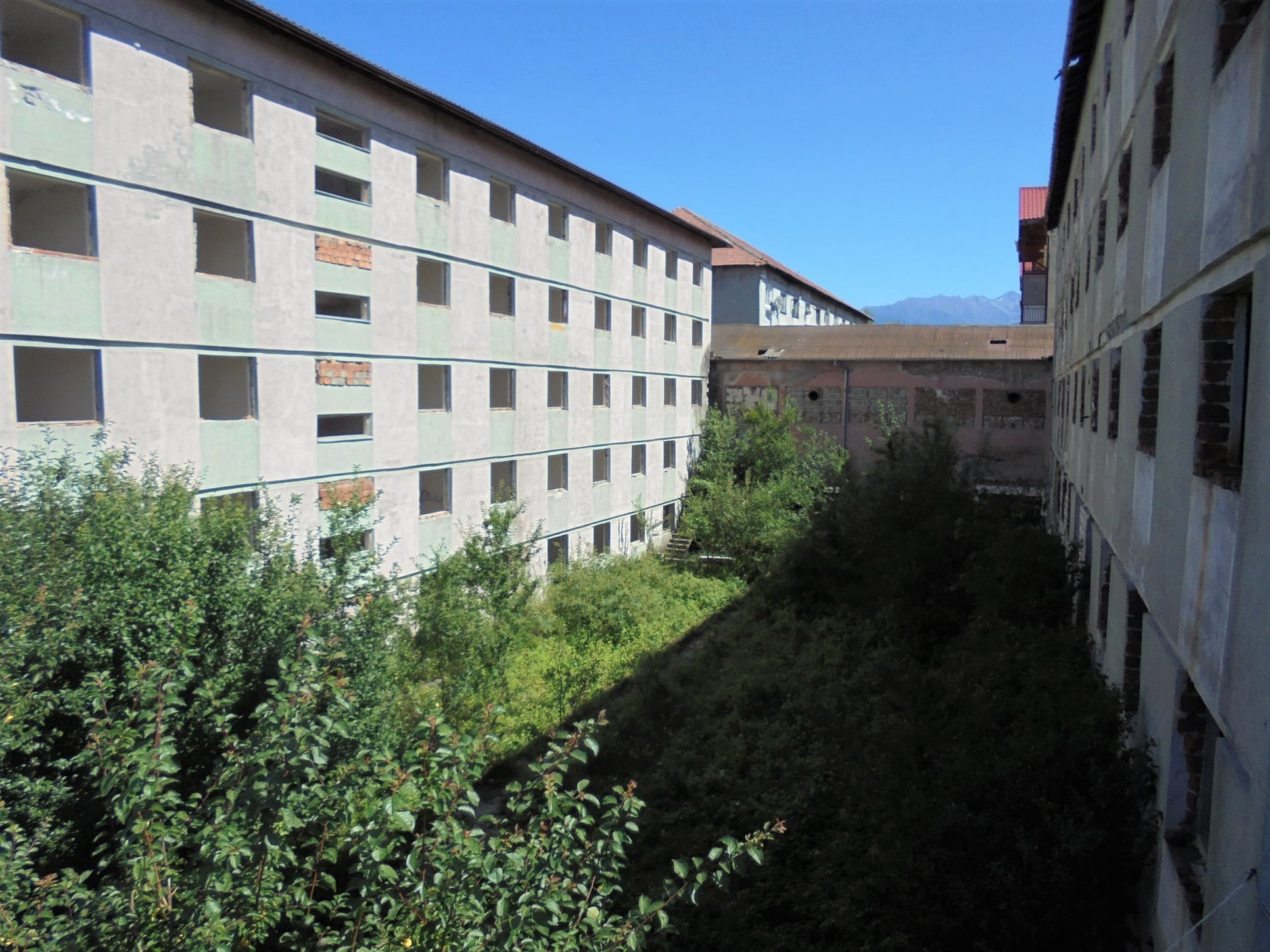Abandoned SRO building | abandoned / shut down, single room occupancy ...