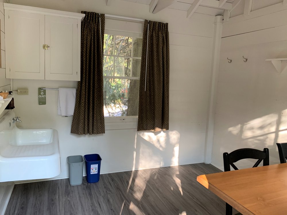 Swiftcurrent Motor Inn