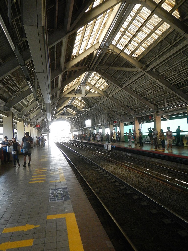 LRT-1 - EDSA Station - Pasay | light rail station, train station