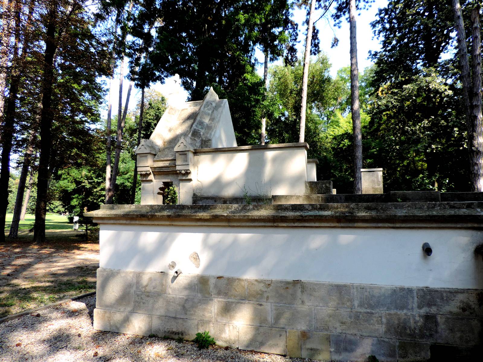 Cavoul familiei Bibescu (1870) - Mogoşoaia