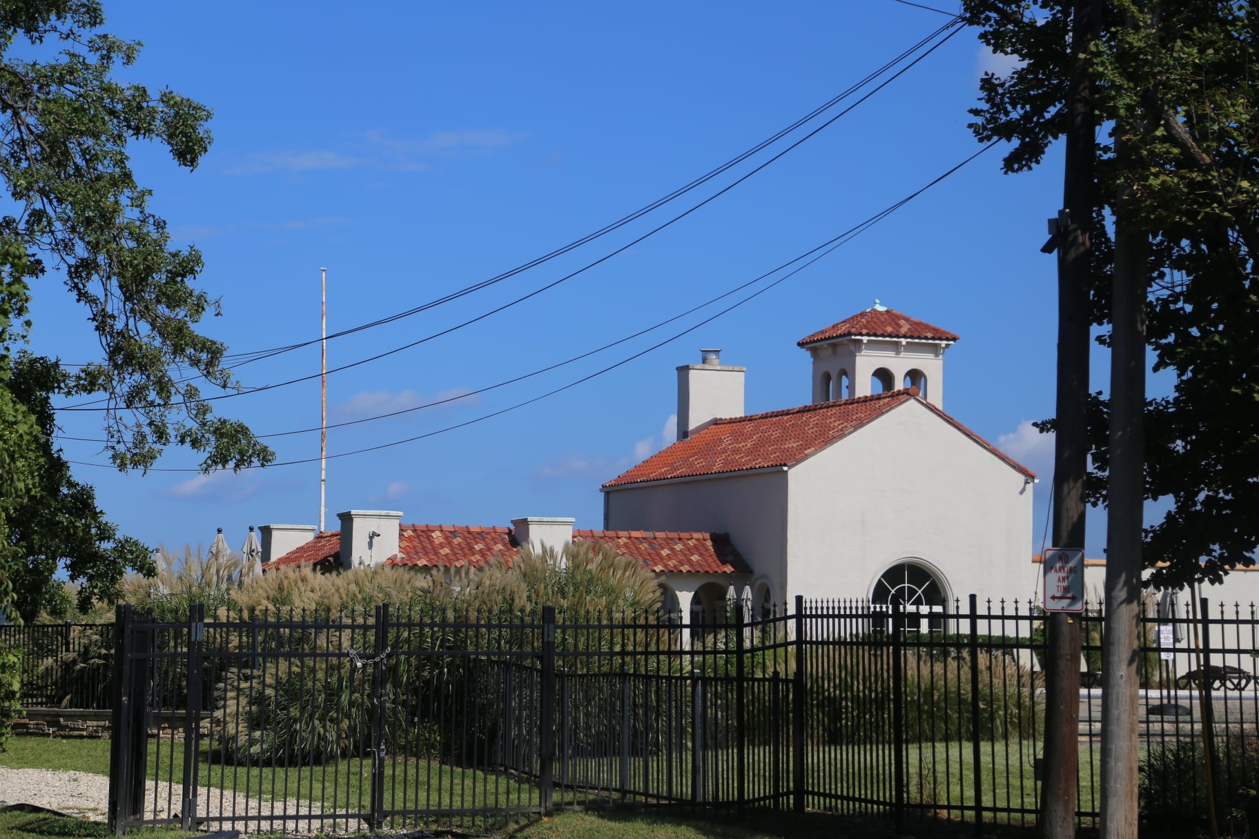 Kennilworth Owners Association Pool Club - Kings Point, New York