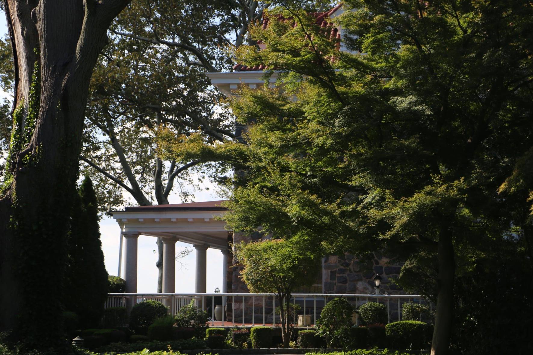 "Feu Follet" - Kings Point, New York