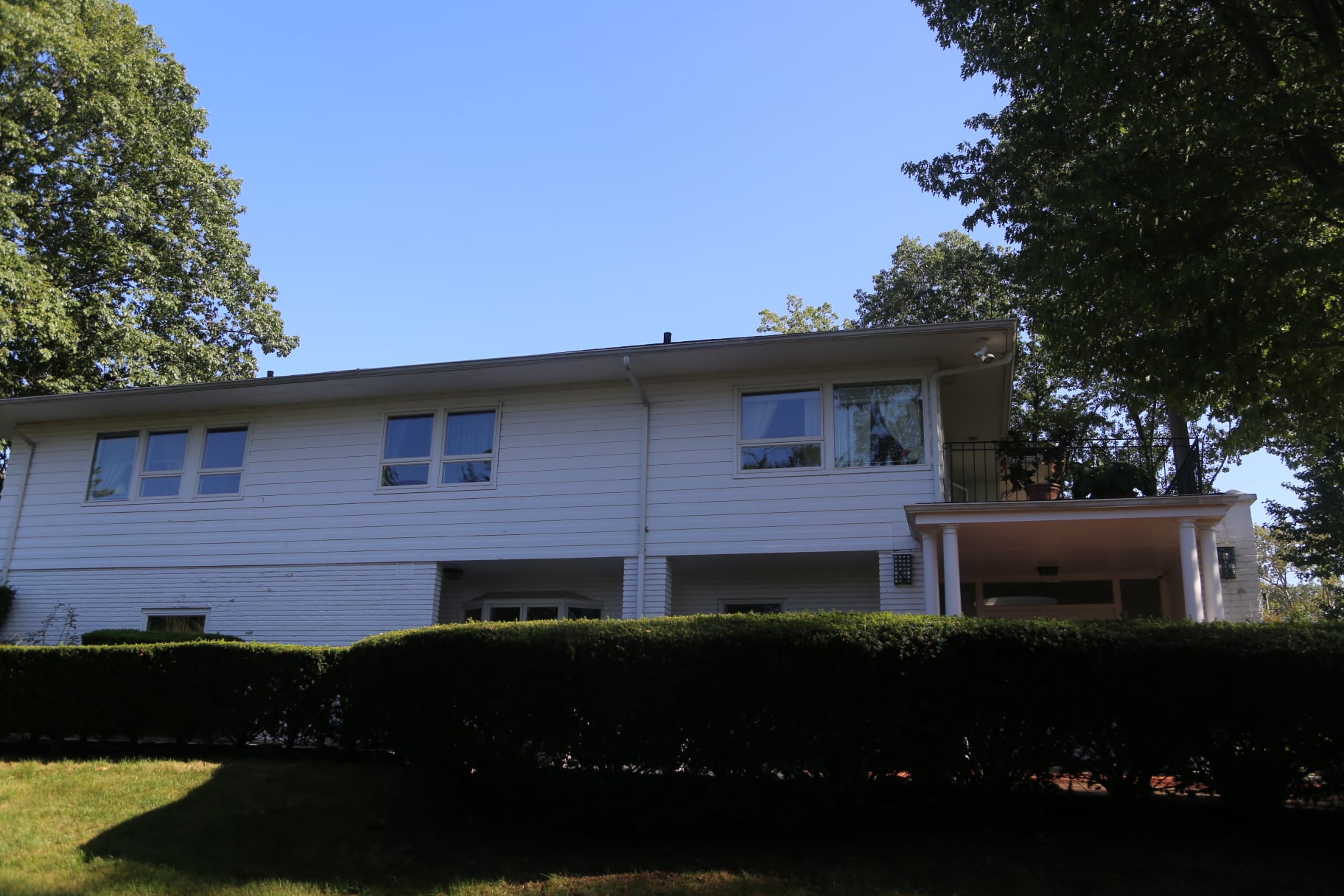 Jacques Makowsky House - Kings Point, New York