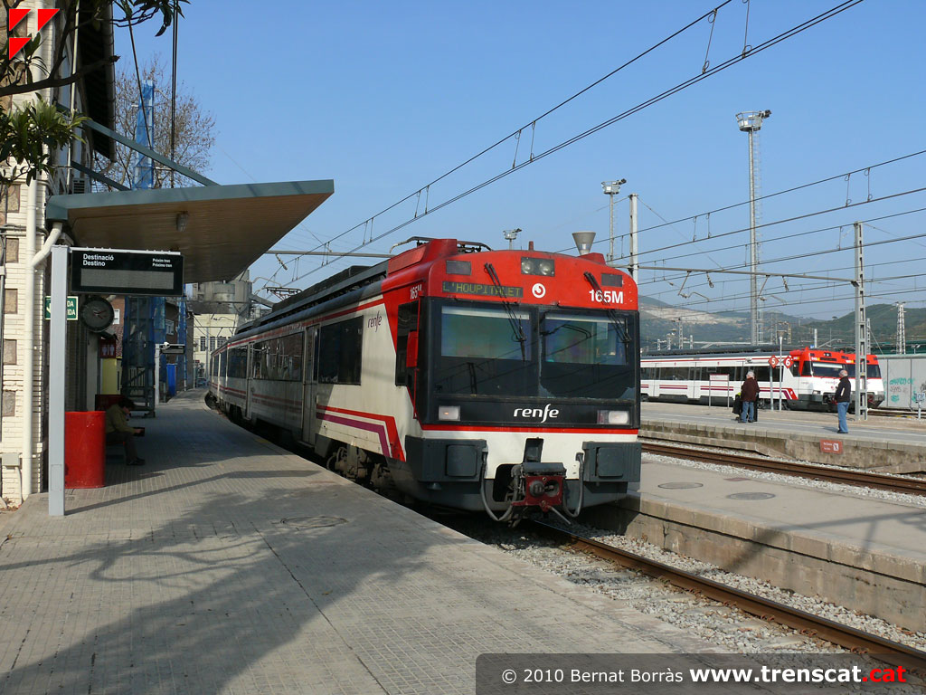 Estación Renfe Montcada-Bifurcació (R3,R4 y R7 de Rodalies) - Barcelona
