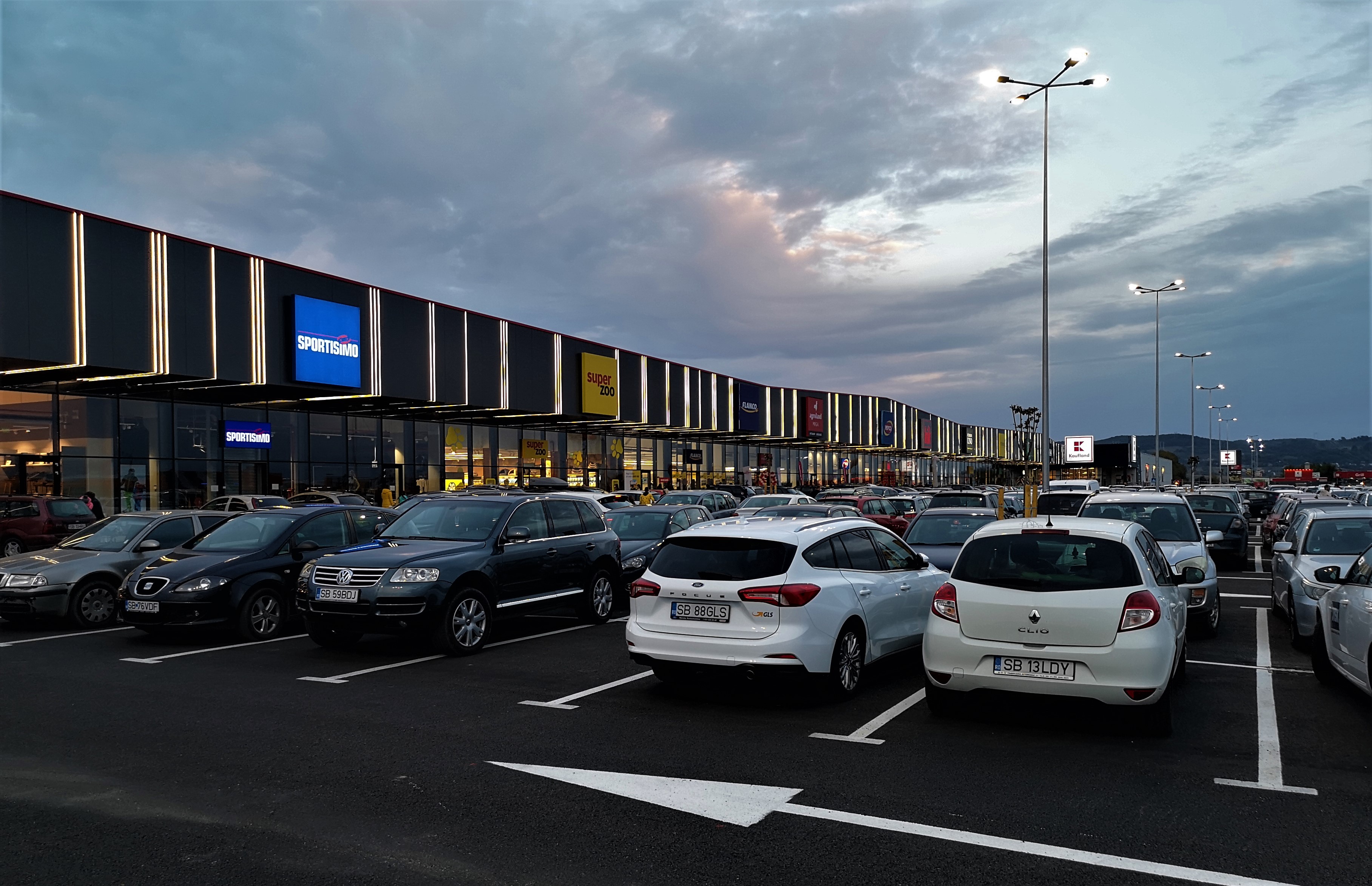 Prima Shopping Center