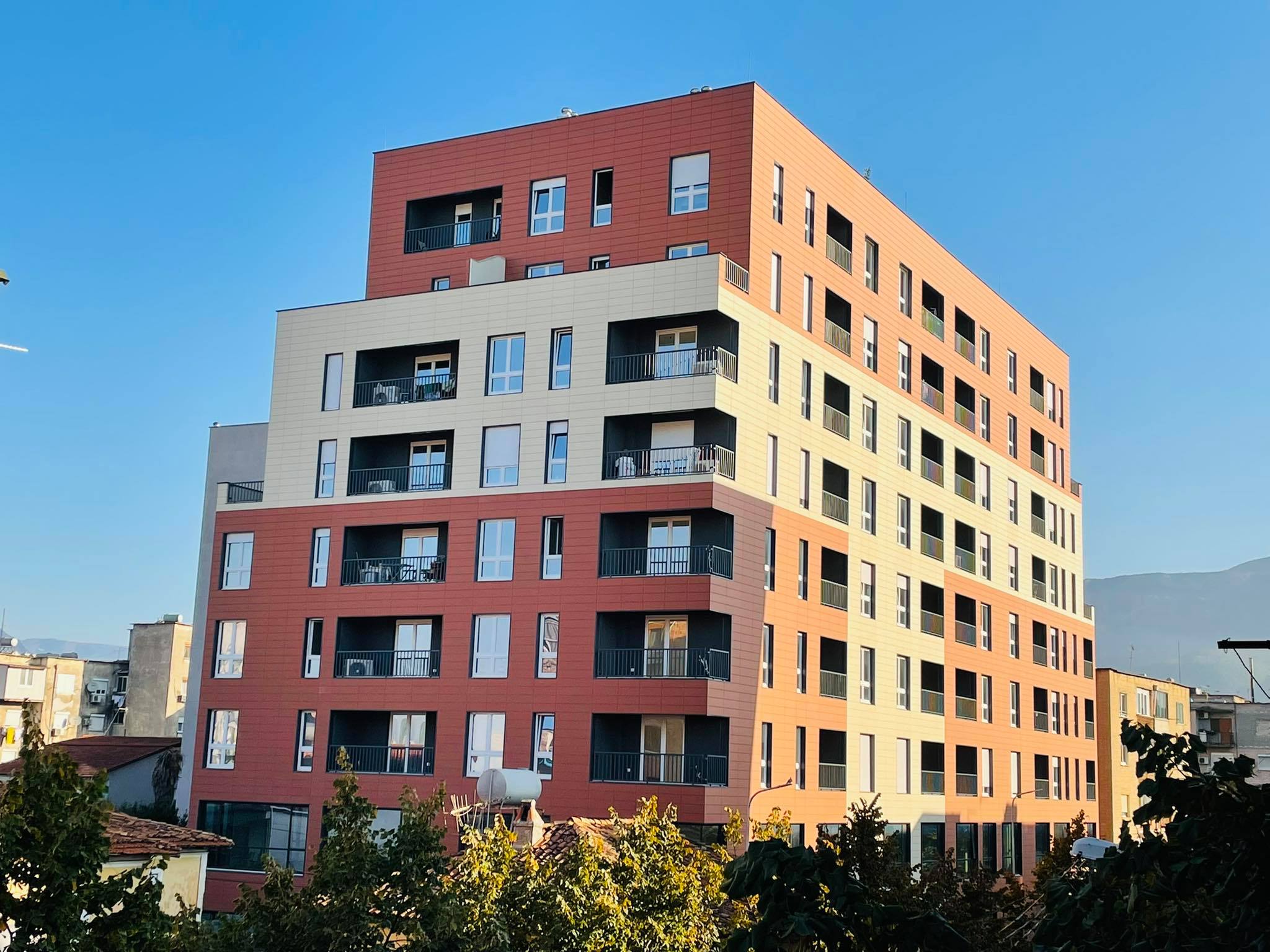 Biffer & Co shpk - Tiranë