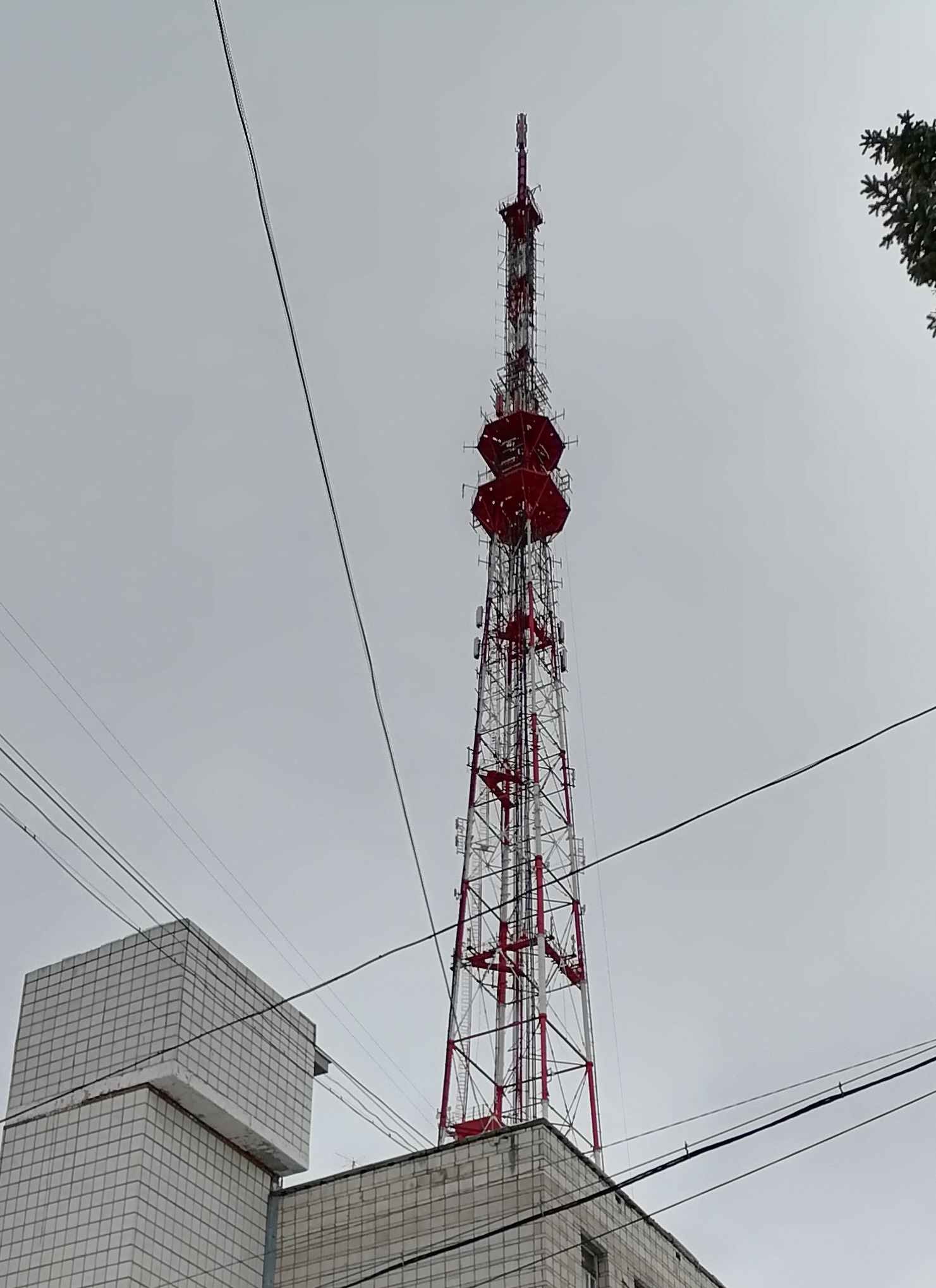 TV & FM radio transmitter tower - Novosibirsk