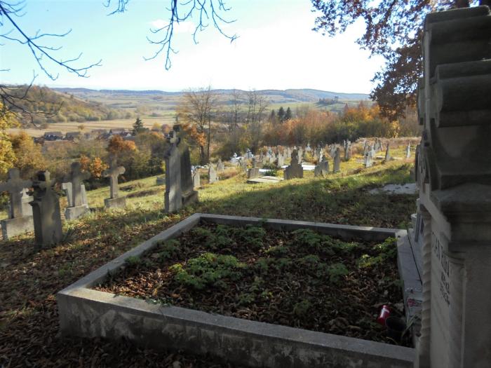 Cimitirul ortodox - Dealu Frumos | cimitir ortodox