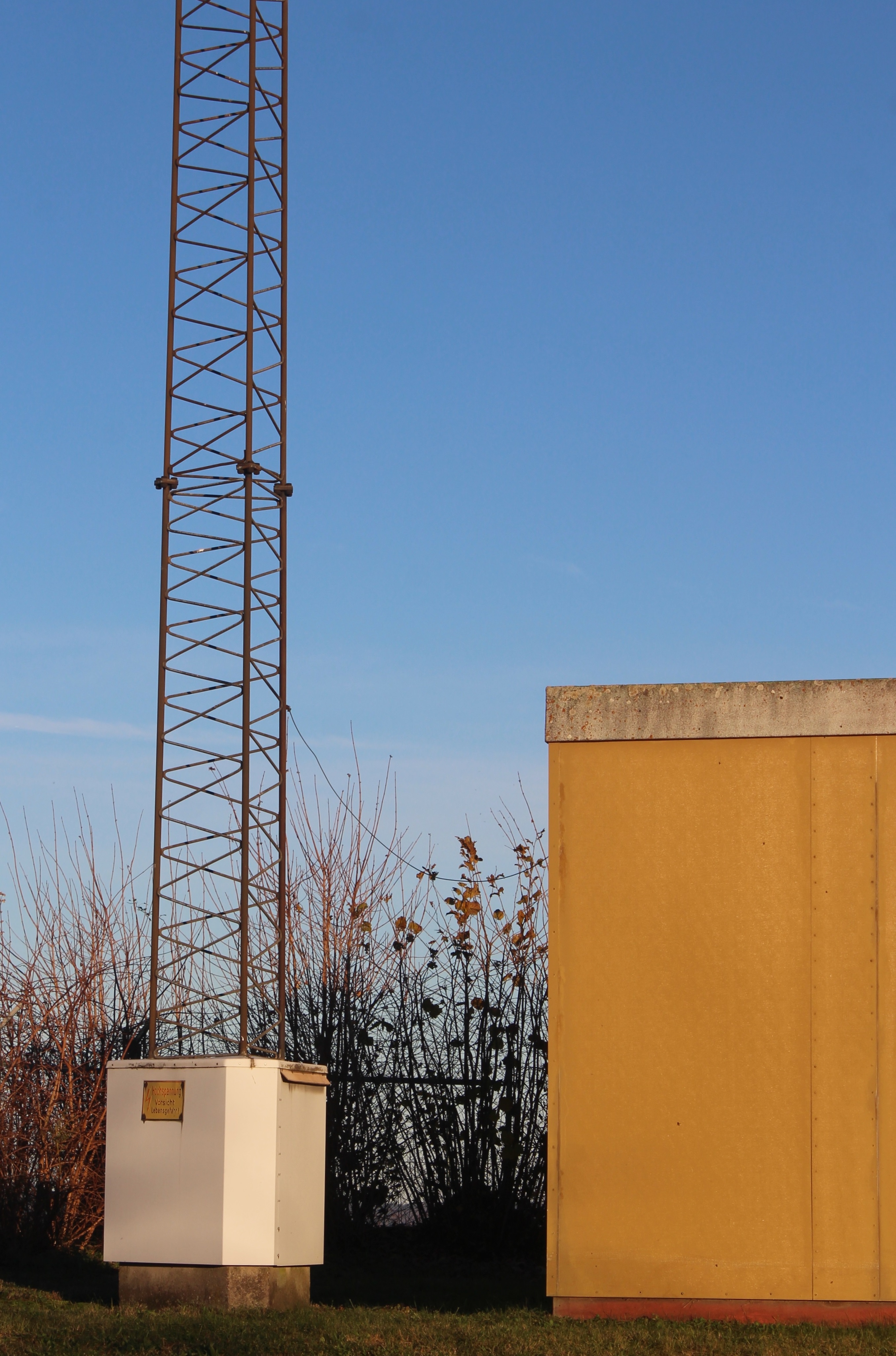 Funkfeuer NKR | NDB - non-directional beacon (en)