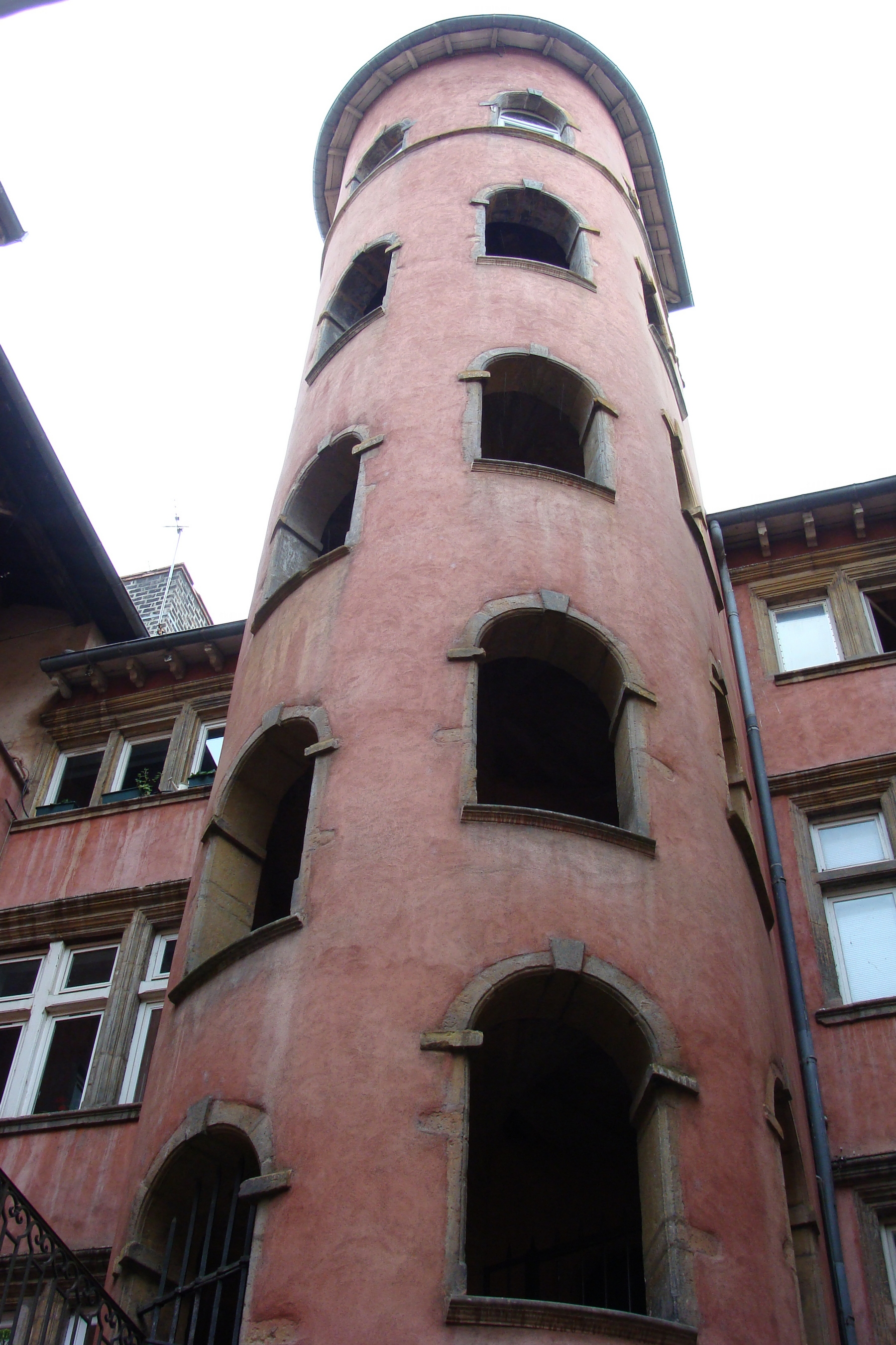 La Tour Rose - Lyon