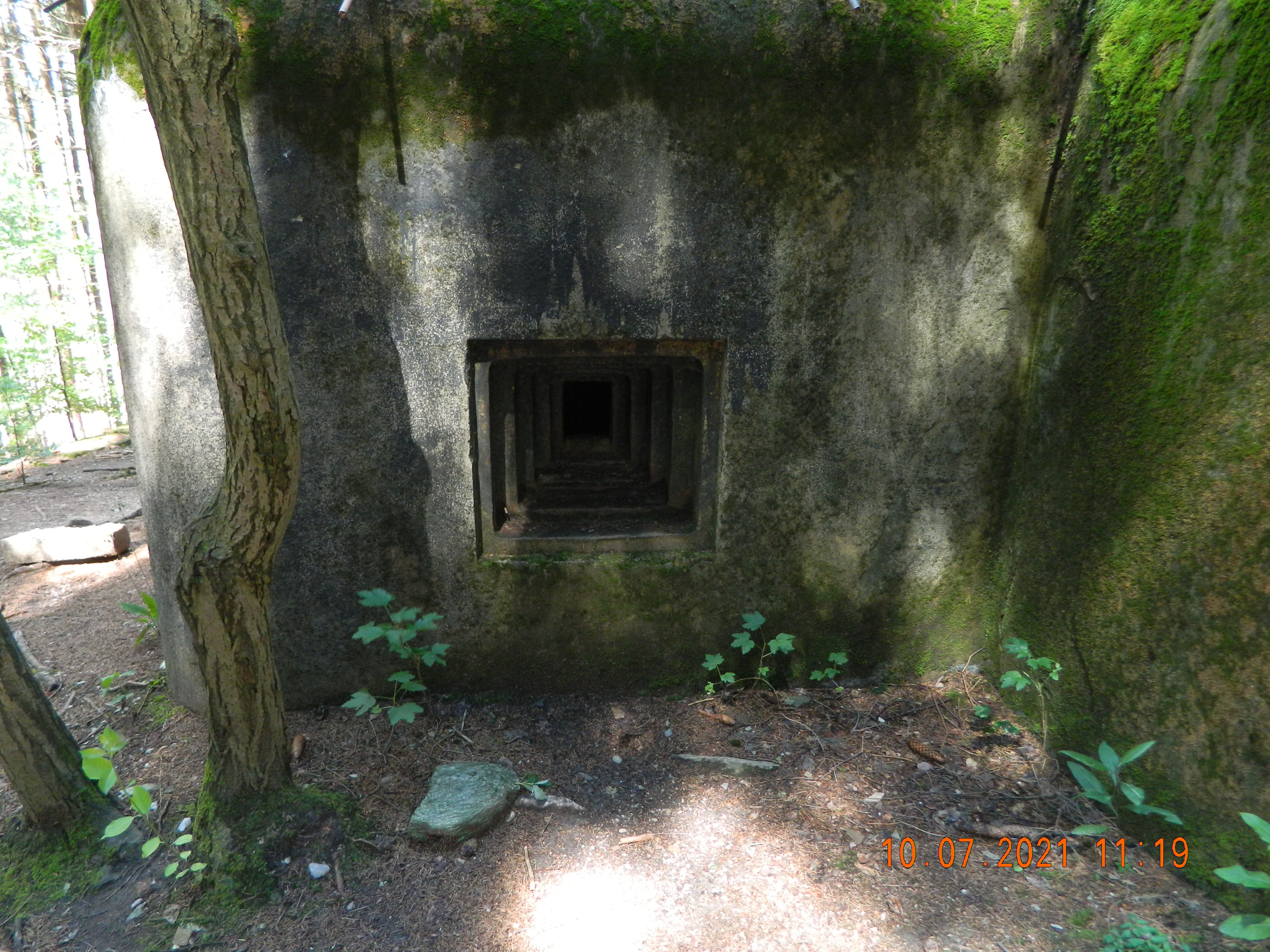 Betonovy Bunkr U Cesty, Horni Marsov