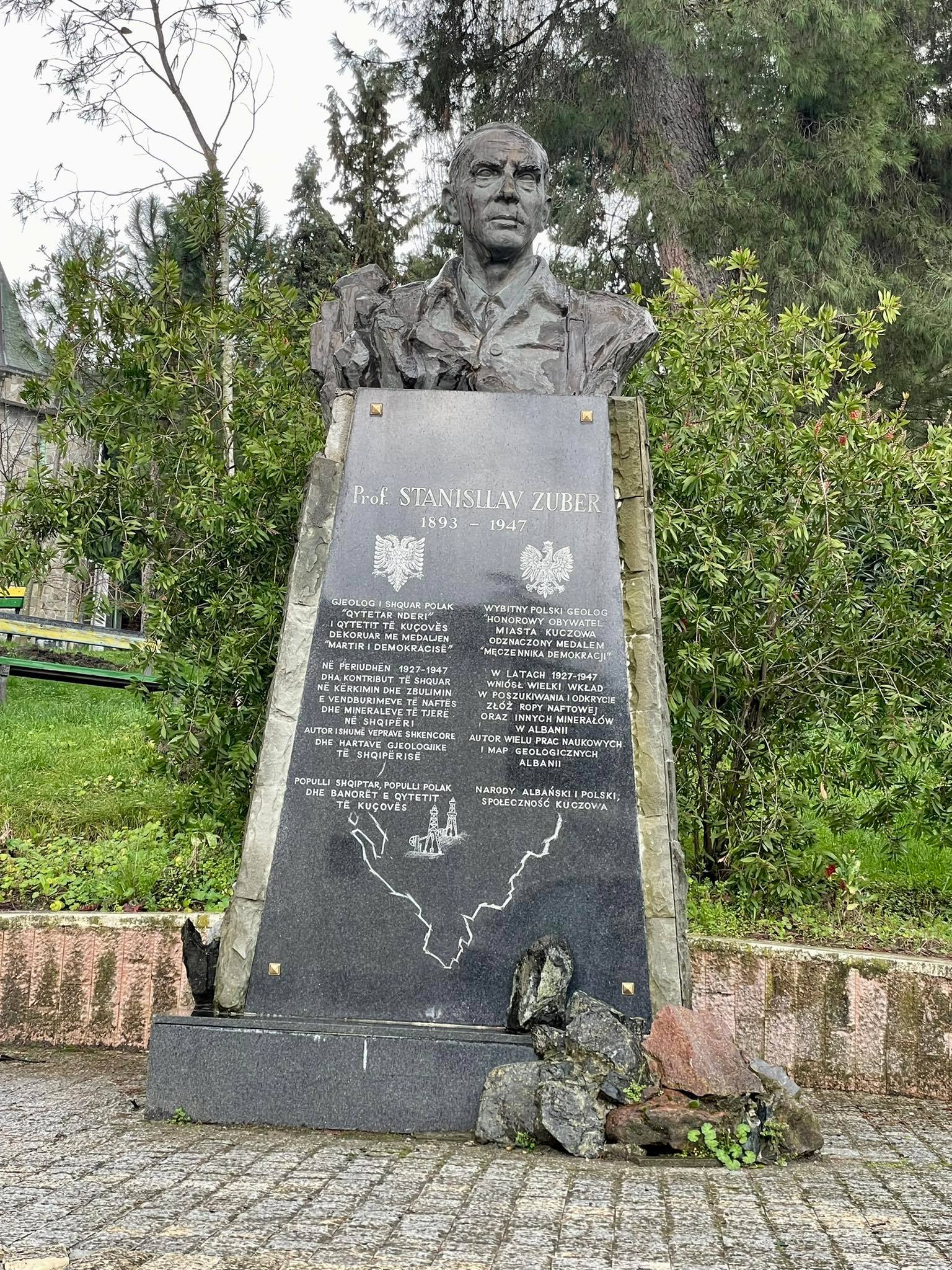 Stanisław Zuber Monument - Kuçovë
