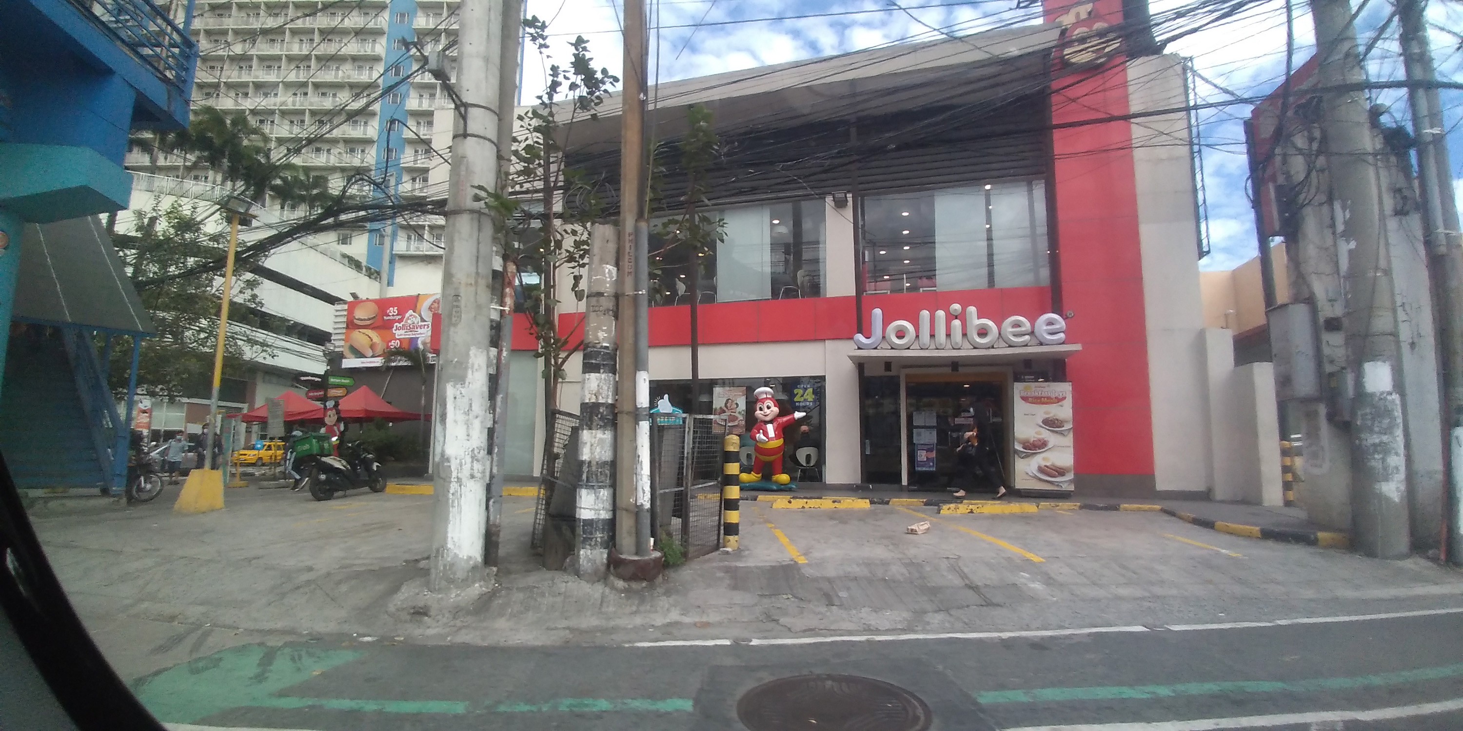 Jollibee - Welcome Rotonda Branch - Quezon City