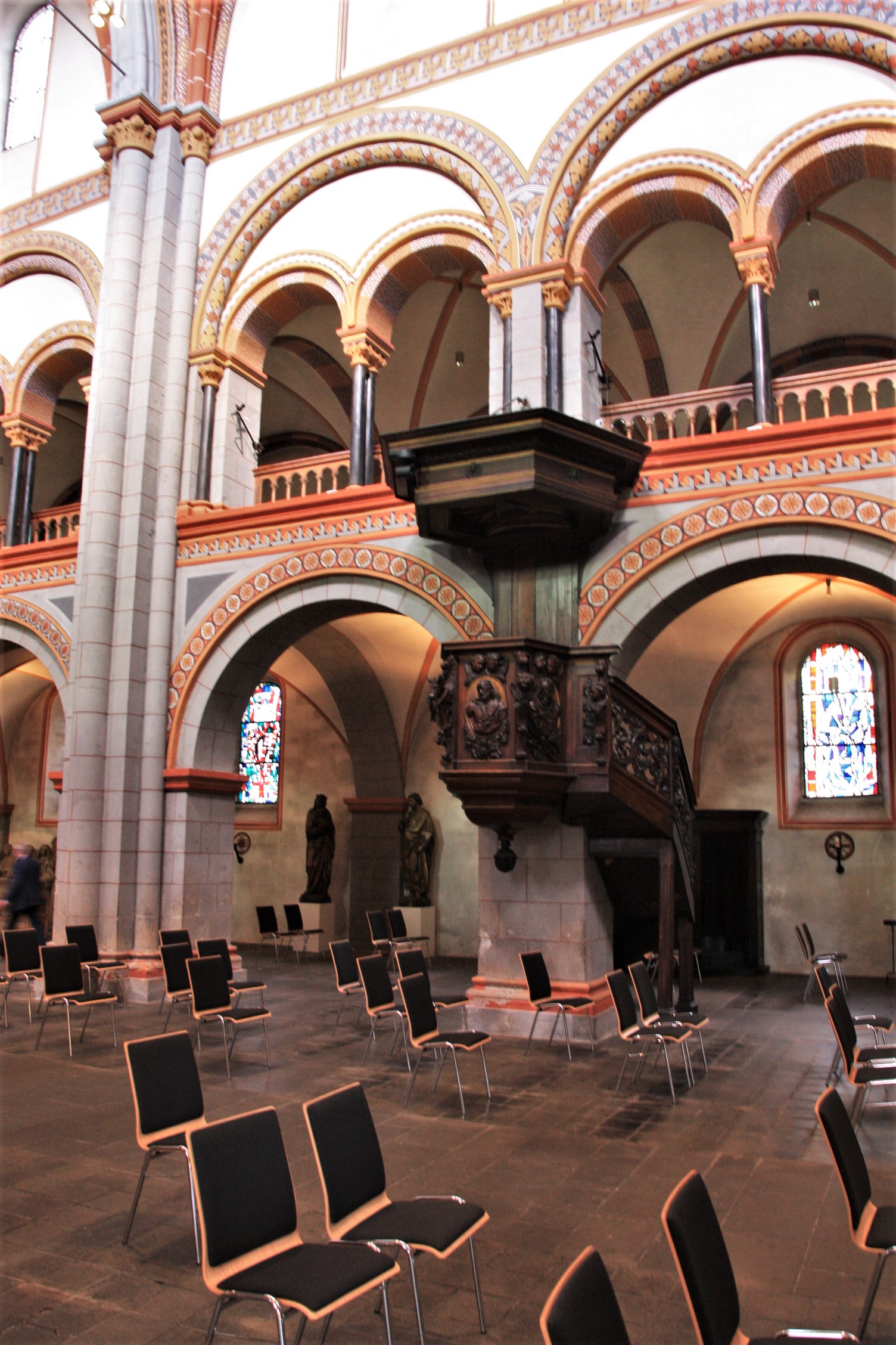Kathol. Pfarrkirche St. Maria Himmelfahrt ("Mariendom") - Andernach ...