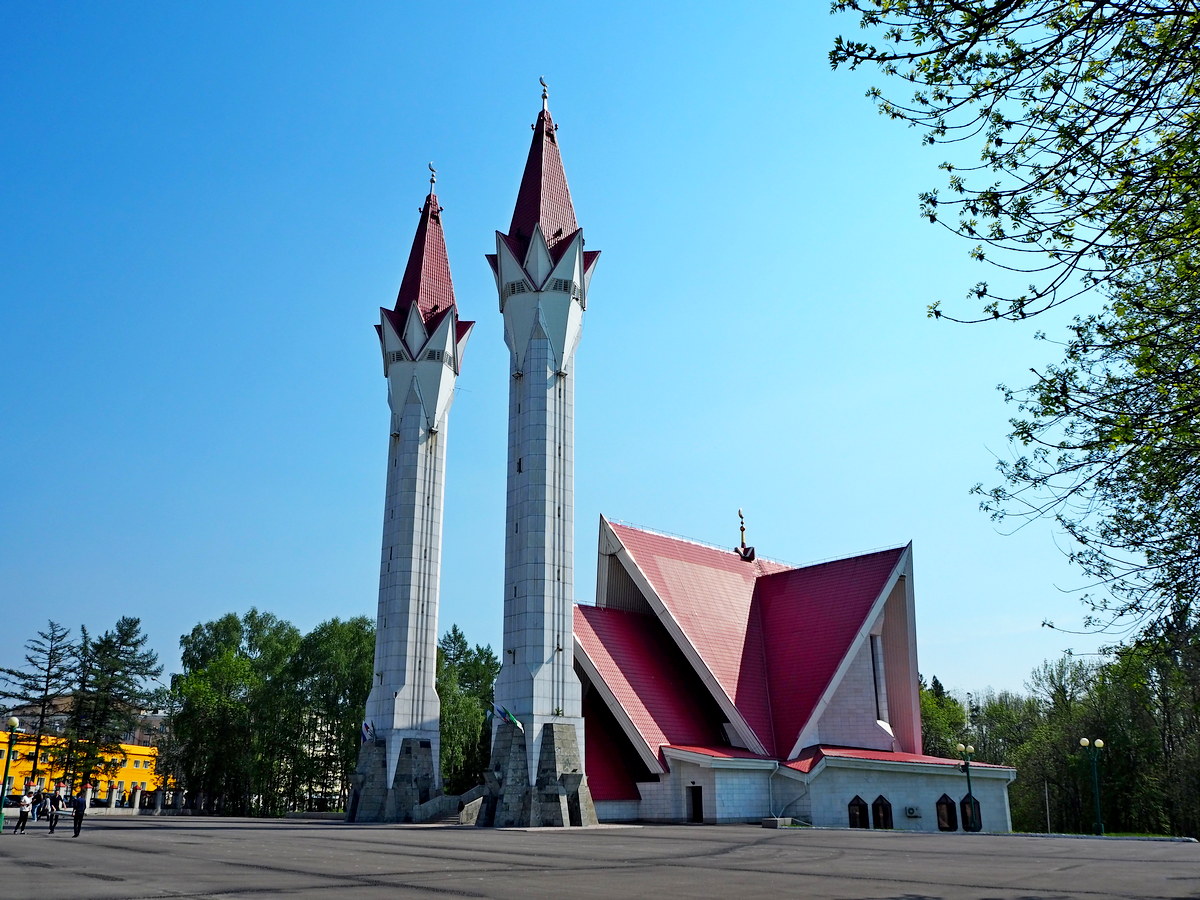 Lala Tulpan - Ufa | mosque, islam, madrasah, interesting place, place ...