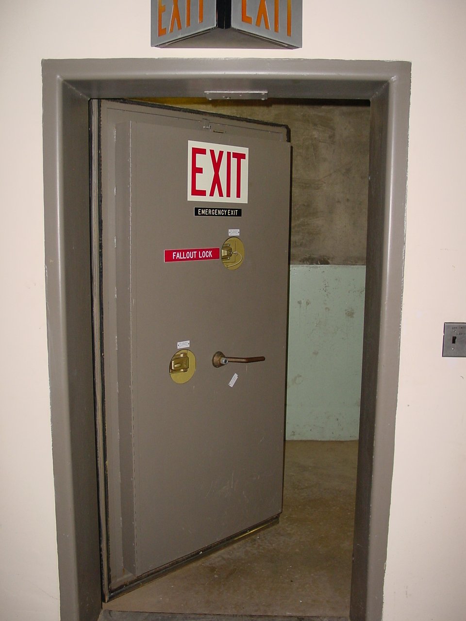 Finland 2 AT&T Bunker / PMJ Interconnect Control Center