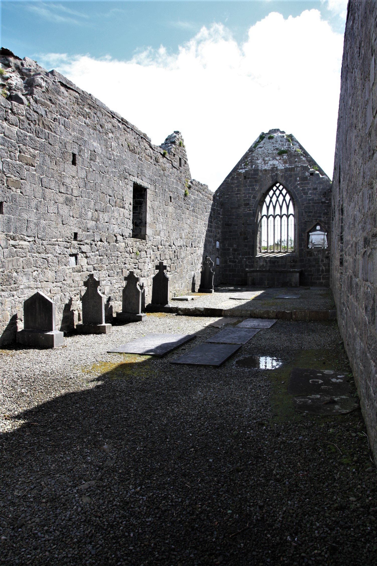 Murrisk Friary & Graveyard