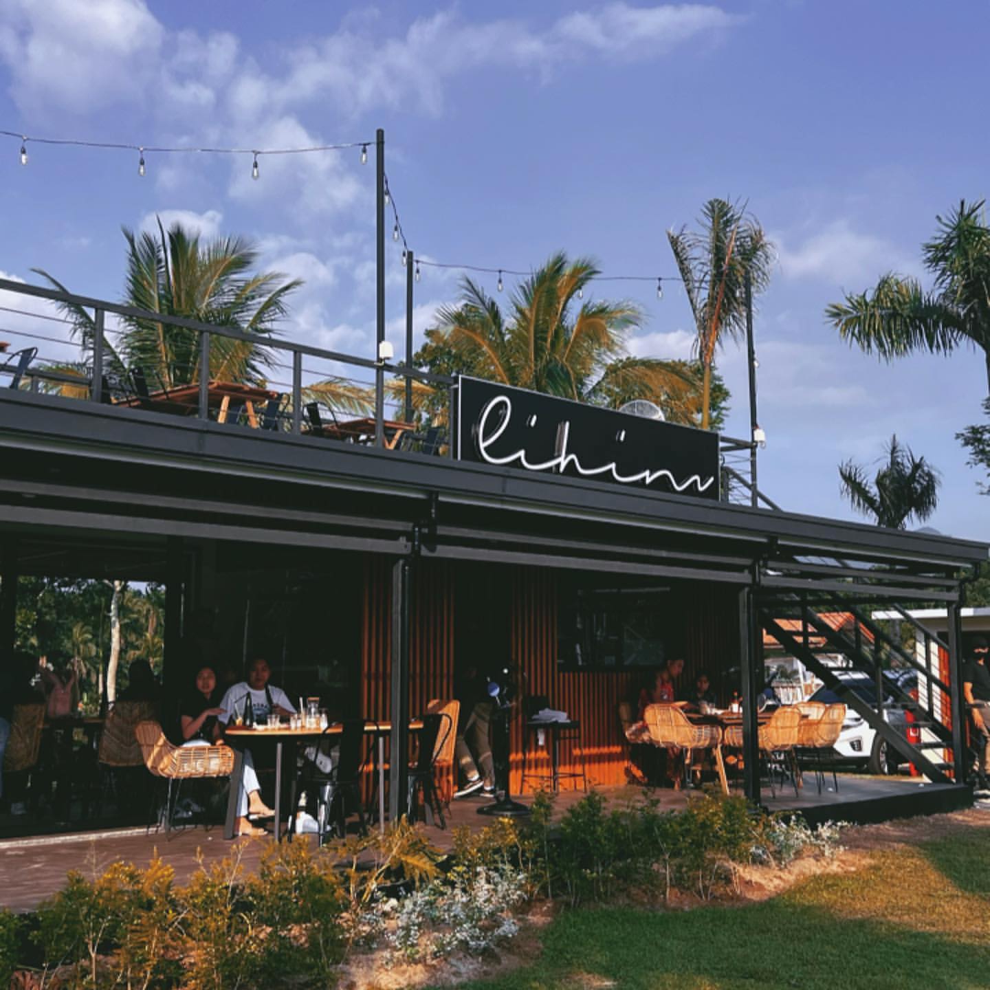 Lihim Café - Santo Tomas