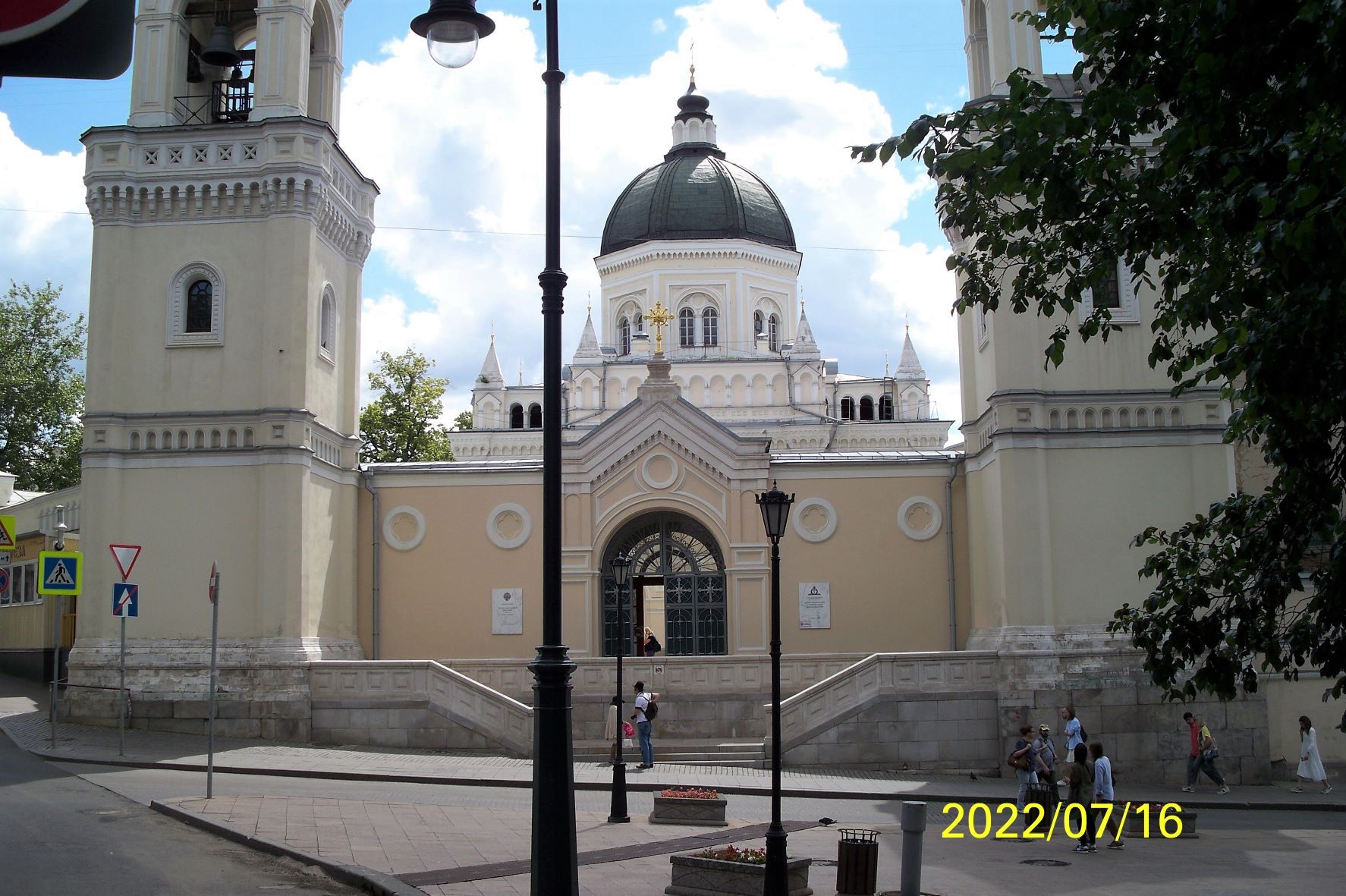 Gates of the Ivanovsky Monastery - Moscow