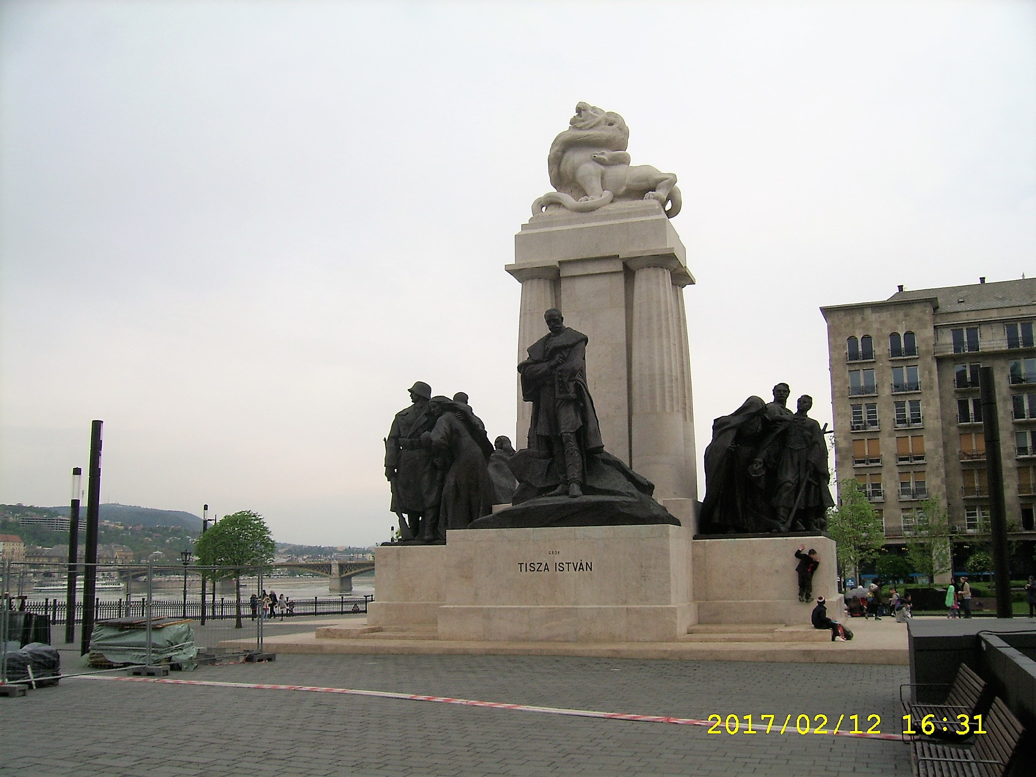 Lajos Kossuth Square, 18 - Budapest