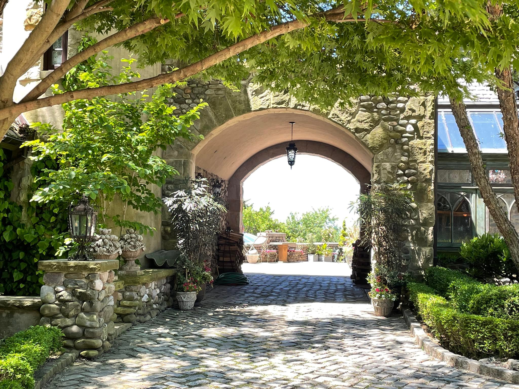 Sands Light Estate - Sands Point, New York | postmodern (architecture)