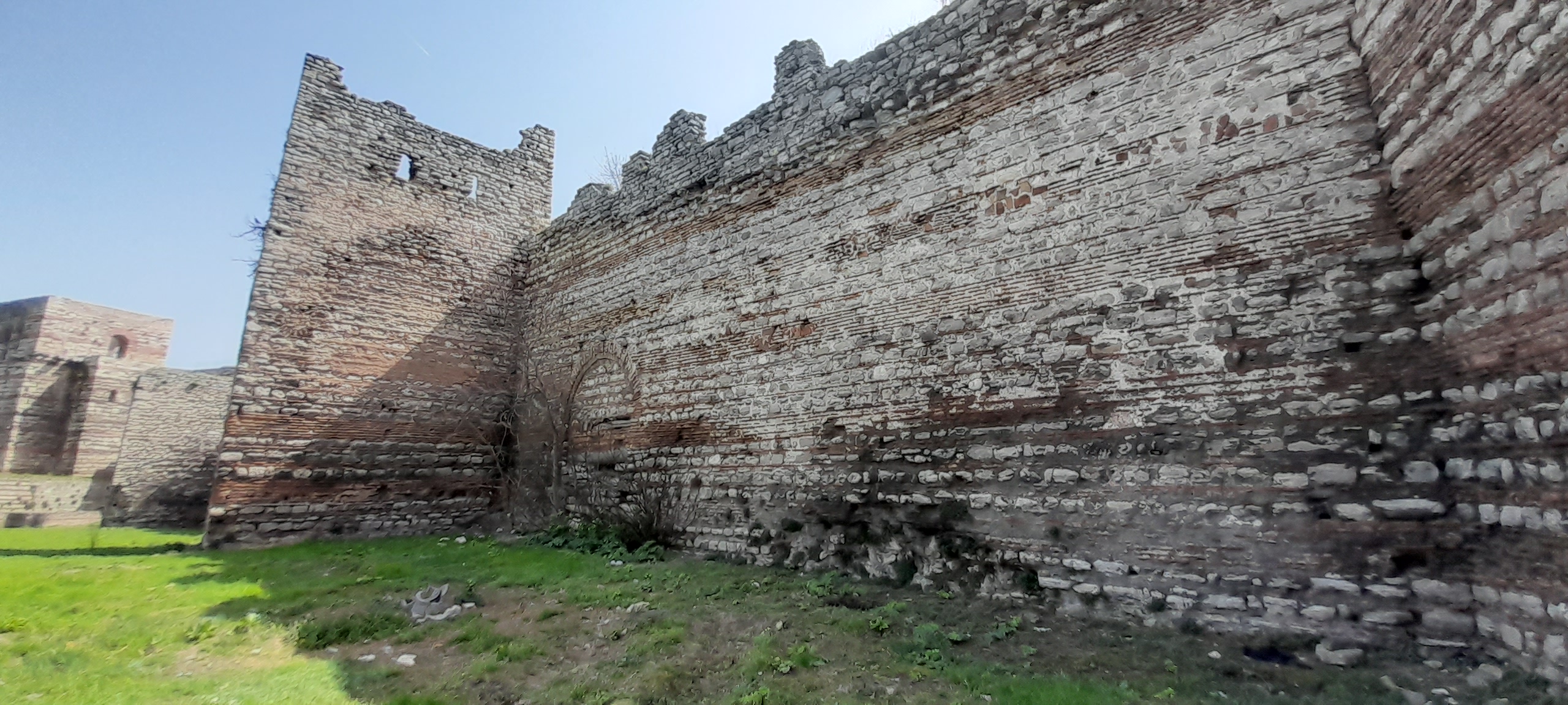 Blachernae walls - Istanbul Metropolitan Municipality