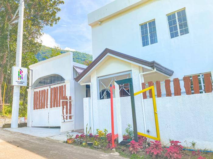 Rene Robles Museum - Santo Tomas