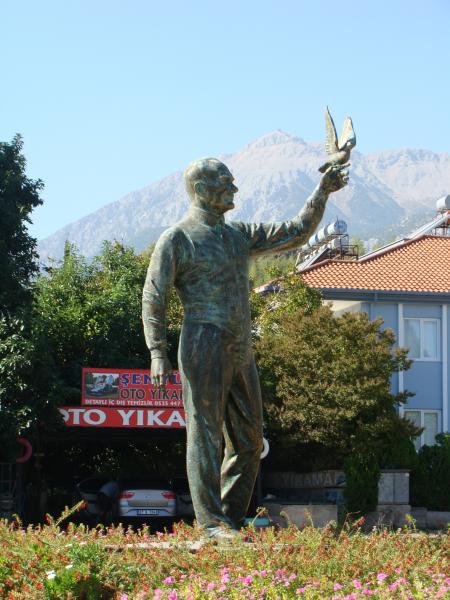 Ча́мьюва — Обзор