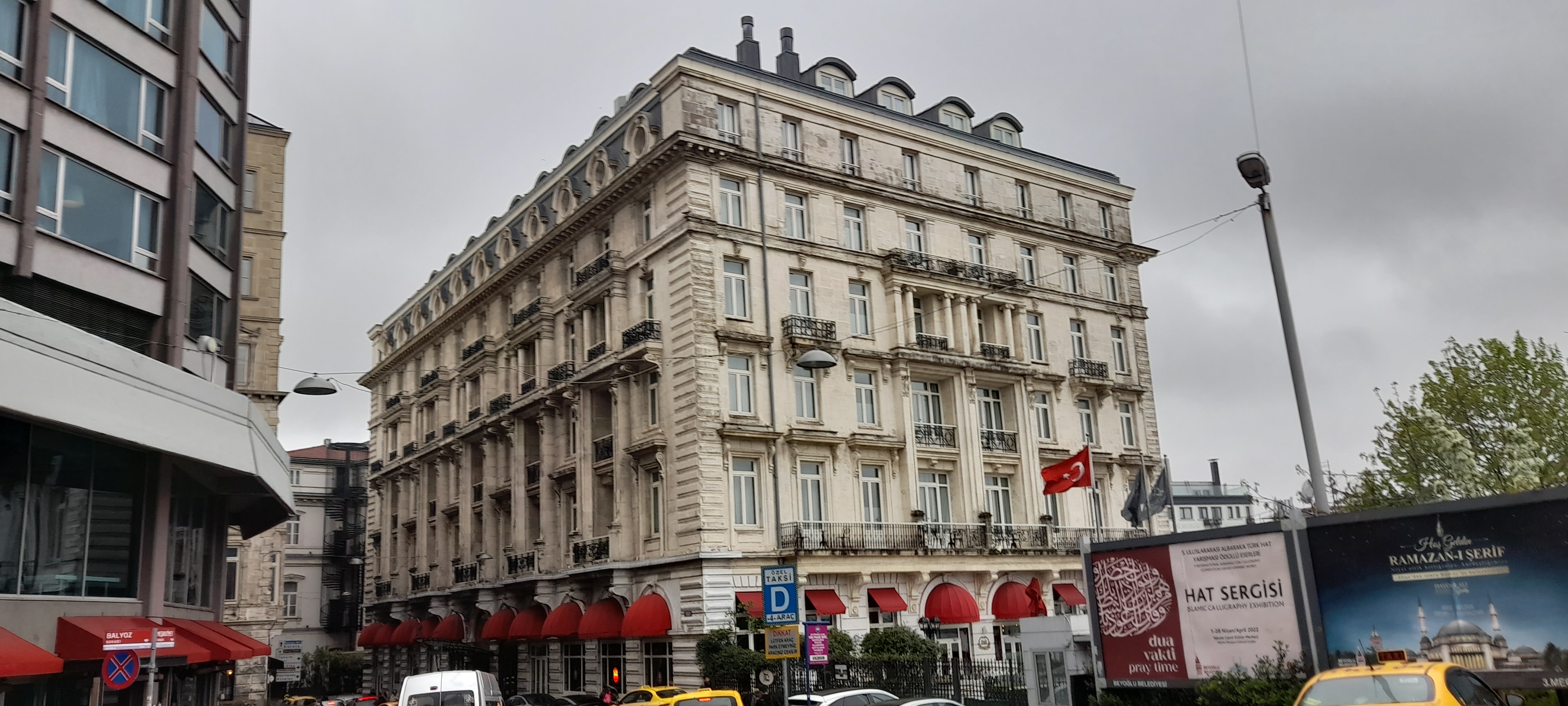Pera Palace Hotel - Istanbul Metropolitan Municipality