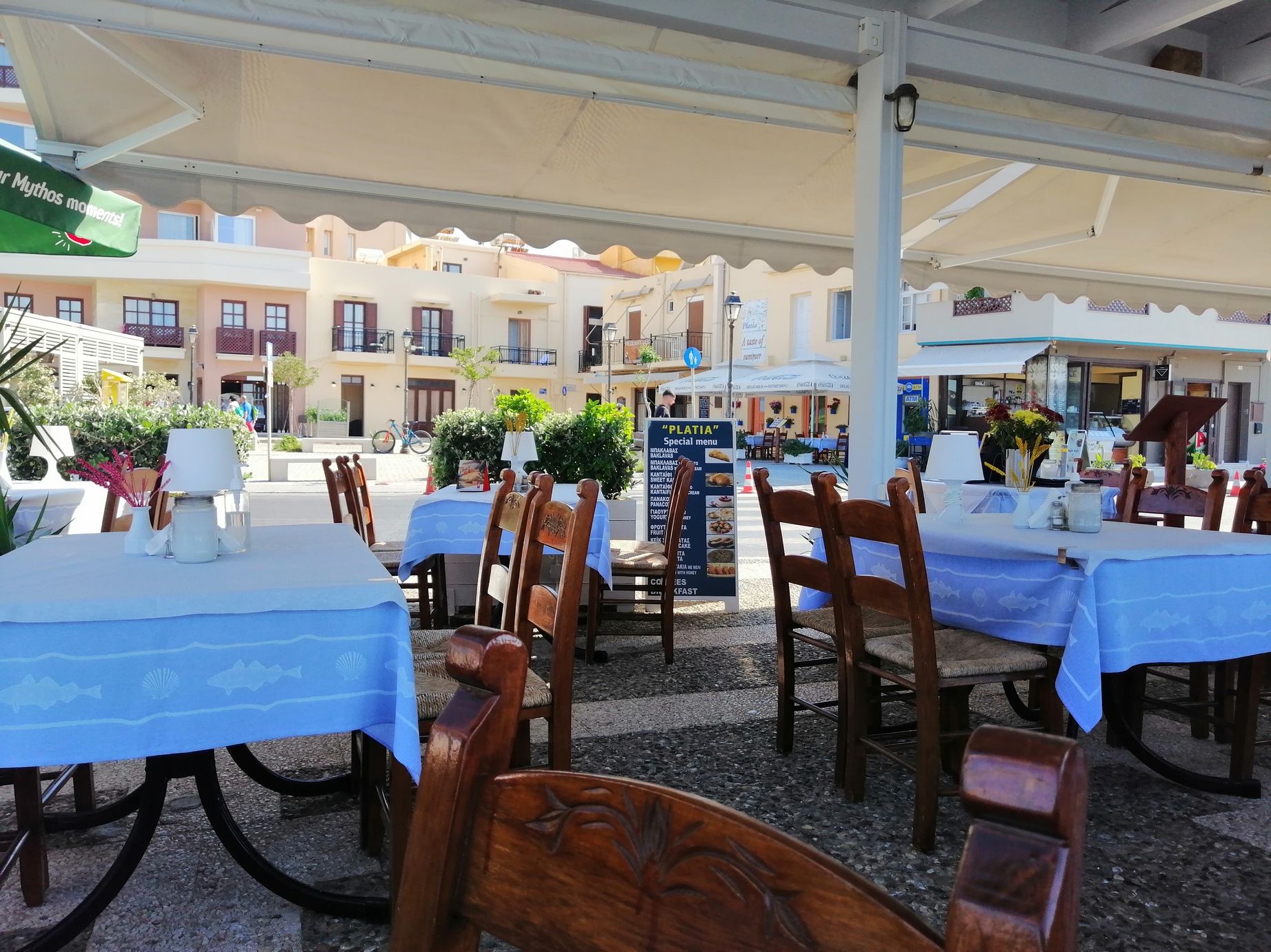 ΜΕΖΕΔΟΠΩΛΕΙΟ - Rethymnon
