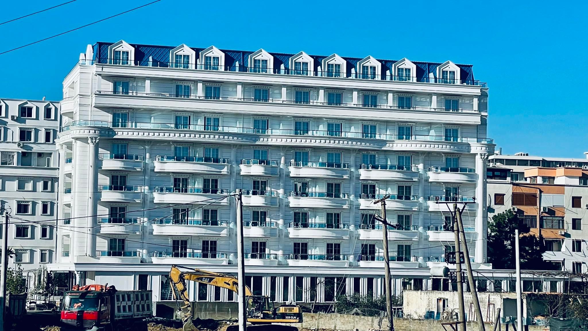 Fafa Aqua Blue Resort