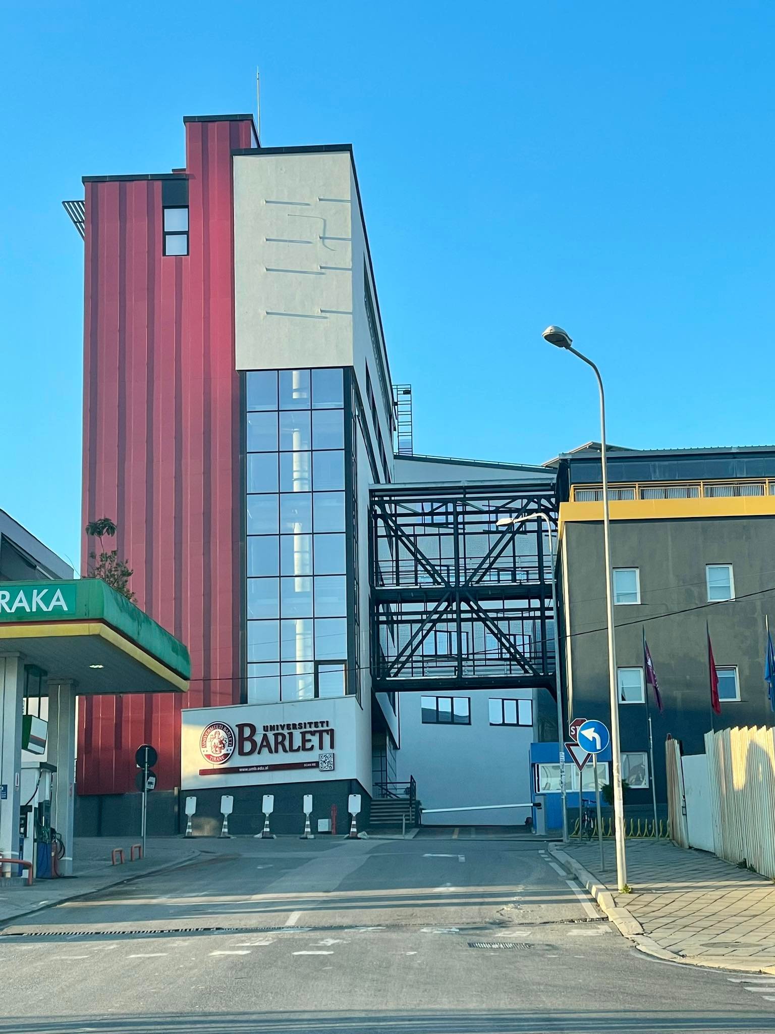 Marin Barleti University - Tirana