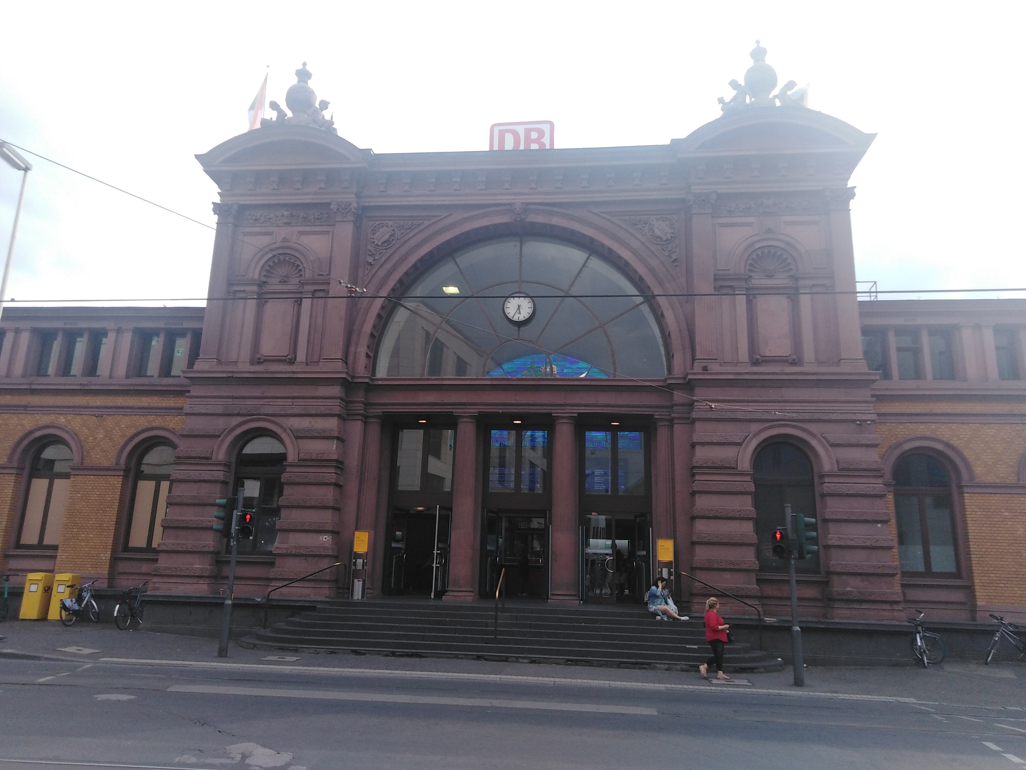 Bonn Central Station Terminal - Bonn | listed building / architectural ...