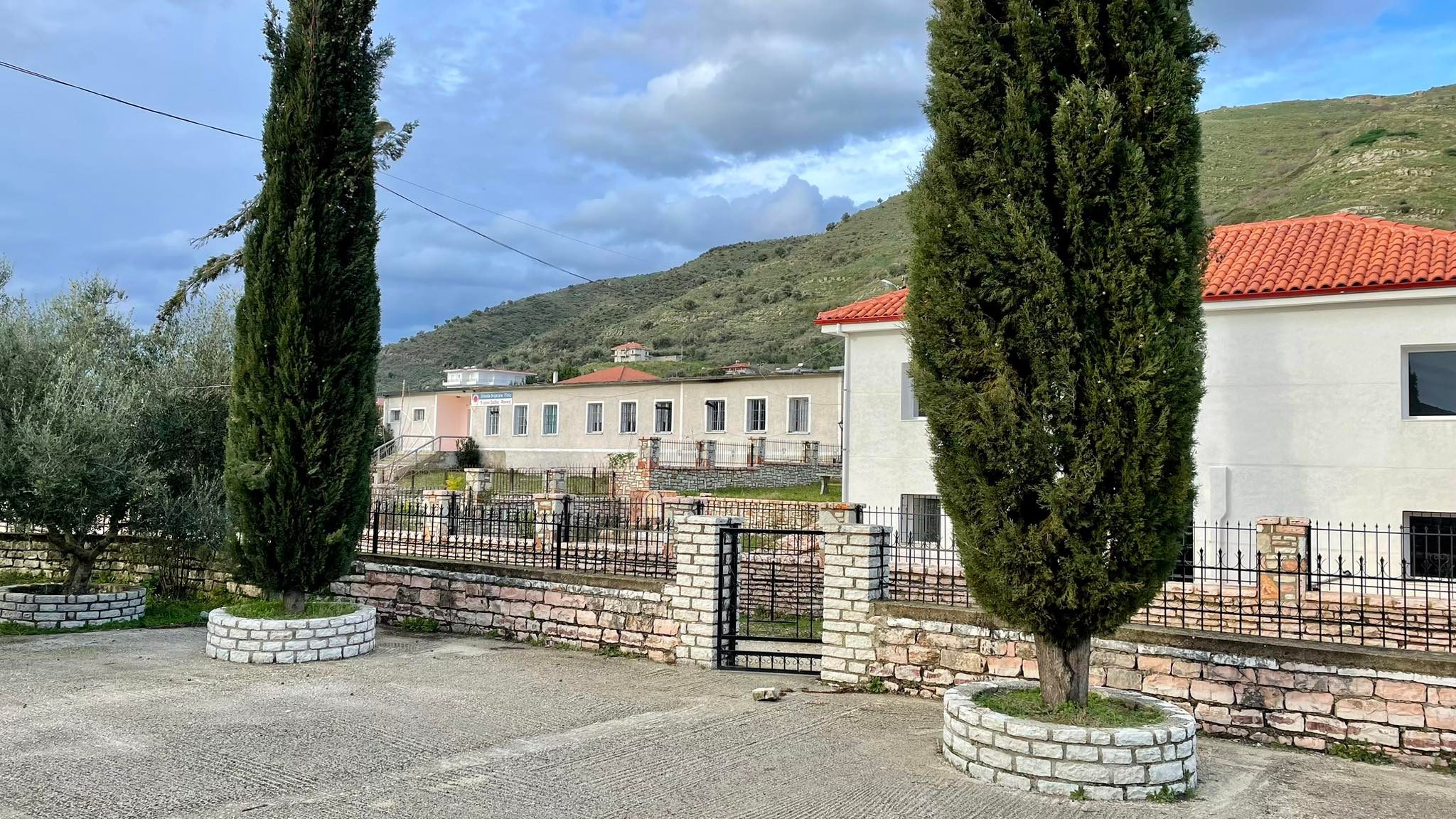 Churchyard - Finiq