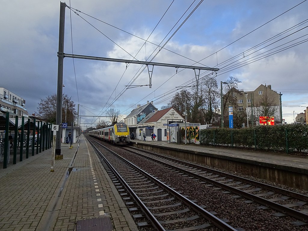 Uccle-Calevoet / Ukkel-Kalevoet railway station